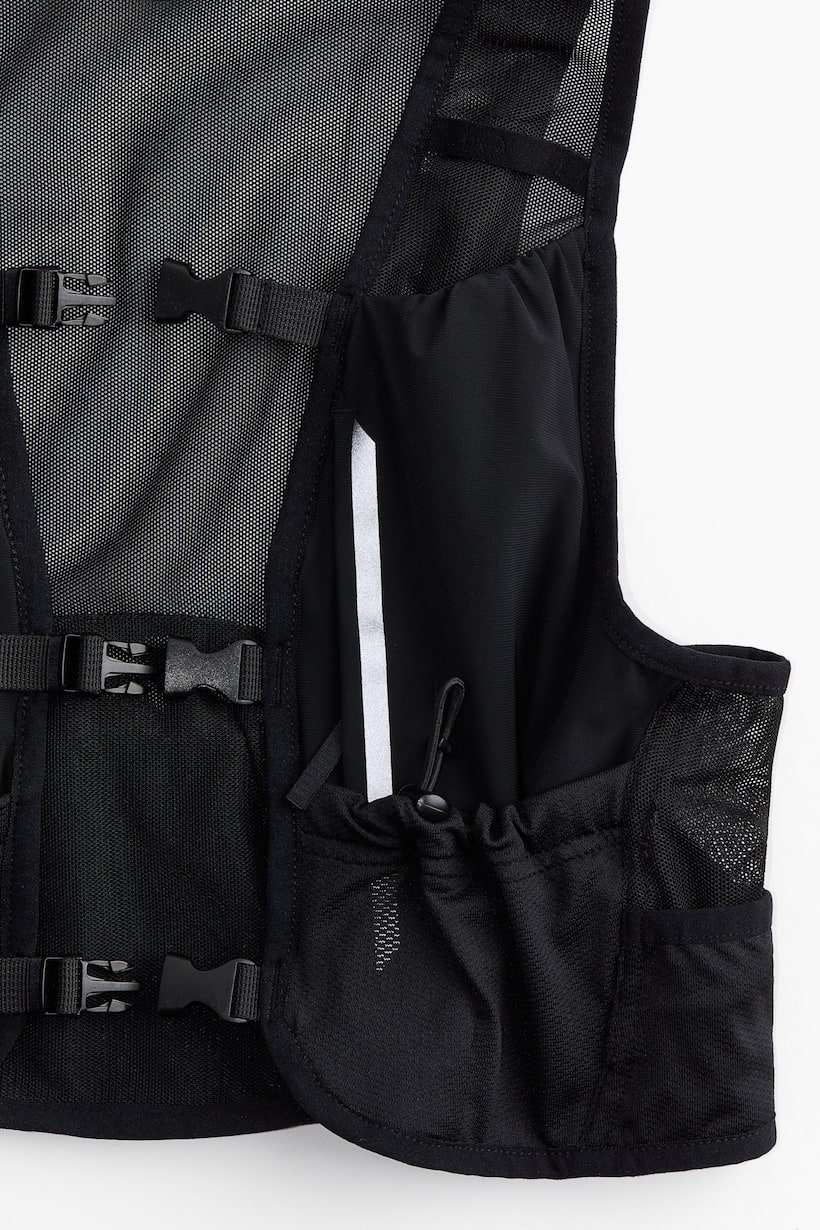 Slim Fit Mesh Running Vest - Black - Ladies | H&M US