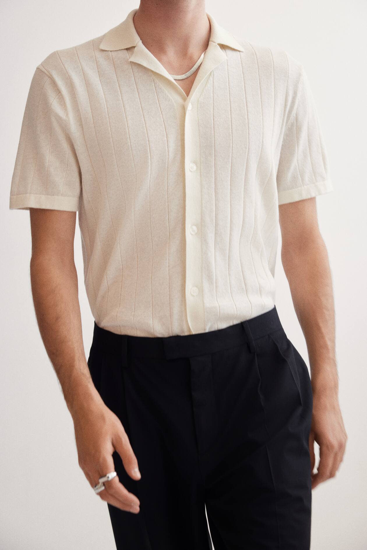 Men’s Cream Regular-Fit Linen-Blend Resort Shirt | H&M CA