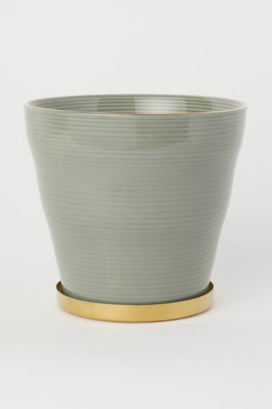 Fluted plant pot with a saucer - Khaki green - Home All | H&M IE