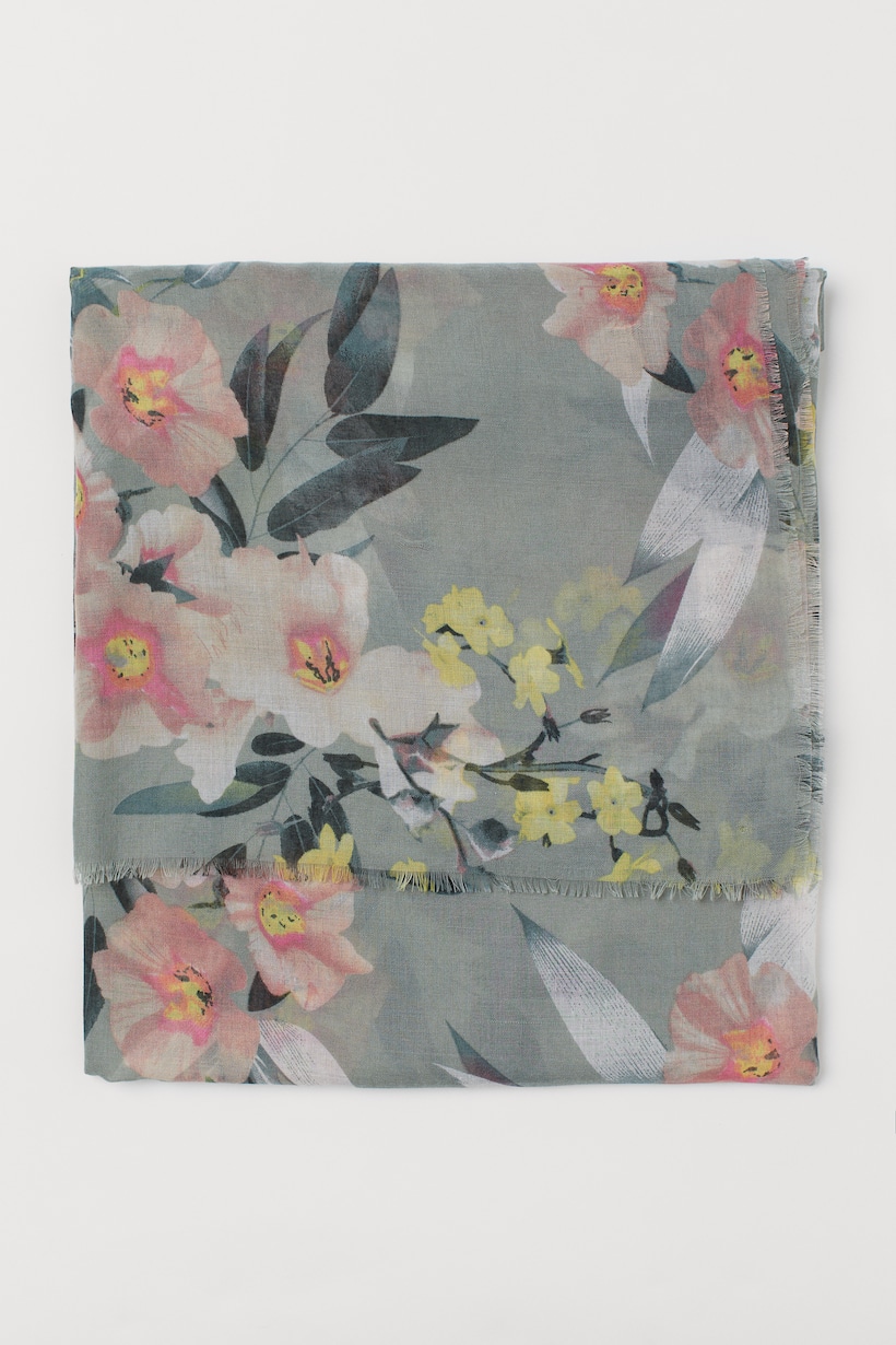Airy Scarf - Light green/floral - Ladies | H&M US