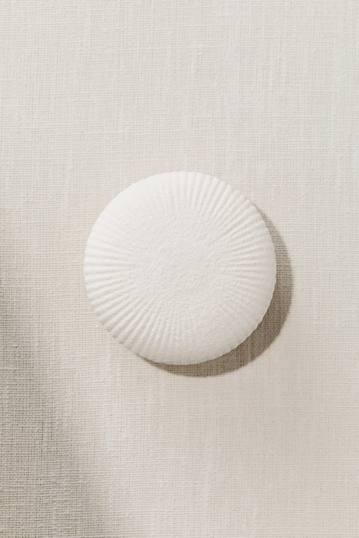 Small stoneware box - White - Home All | H&M GB