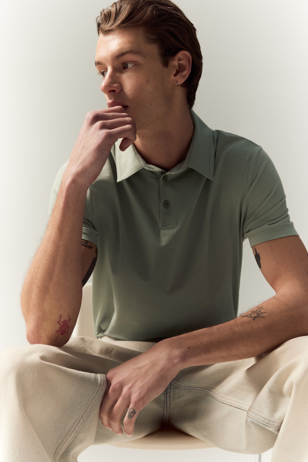 Slim Fit Polo Shirt - Sage green - Men | H&M US