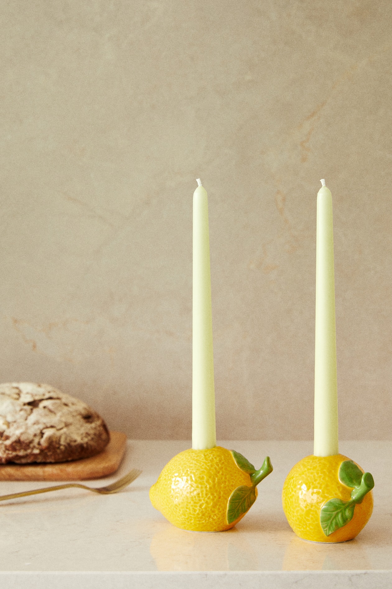 Lemon-shaped candle holder - Yellow/Lemon - Home All | H&M GB