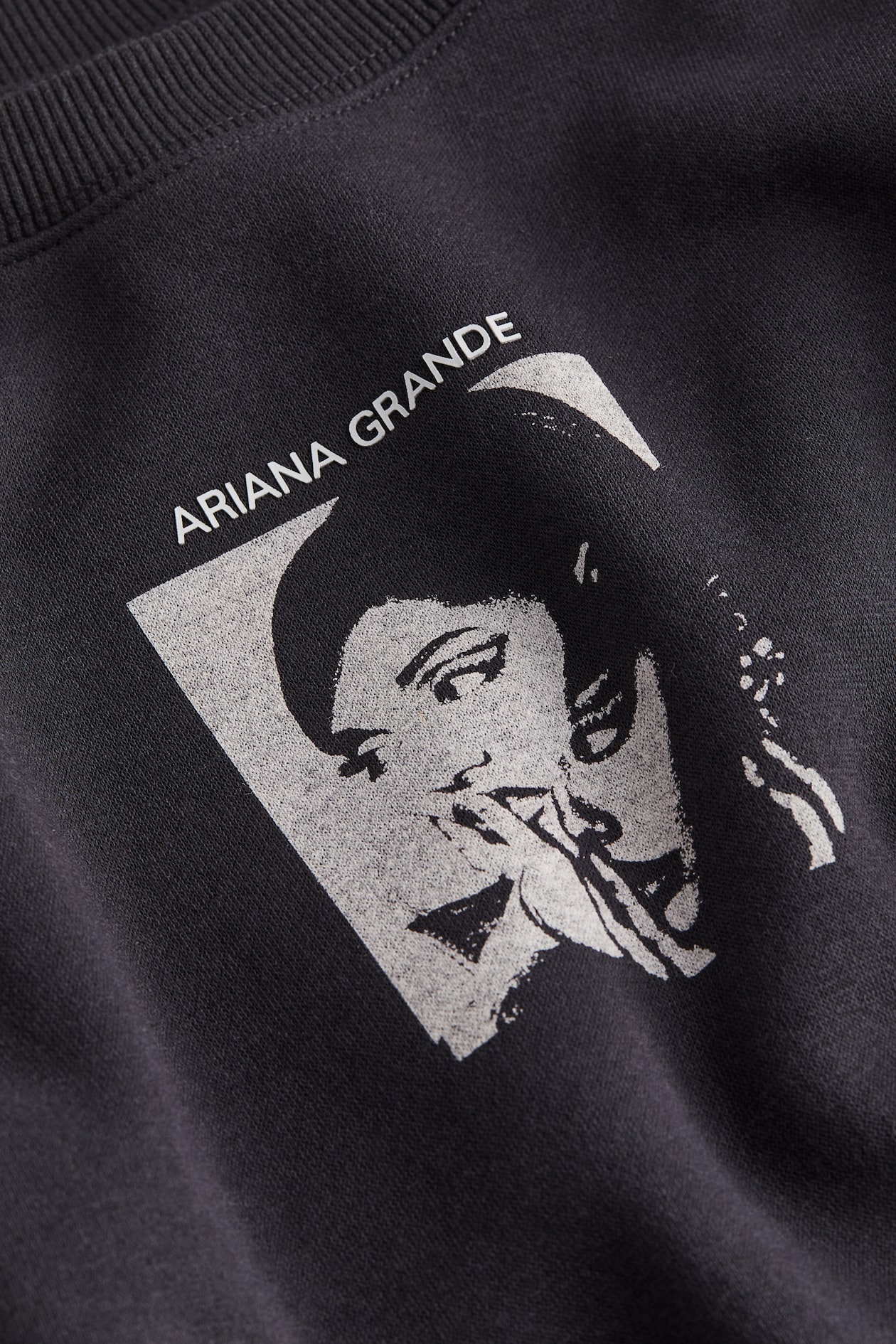 Printed sweatshirt - Black/Ariana Grande - Ladies | H&M PH
