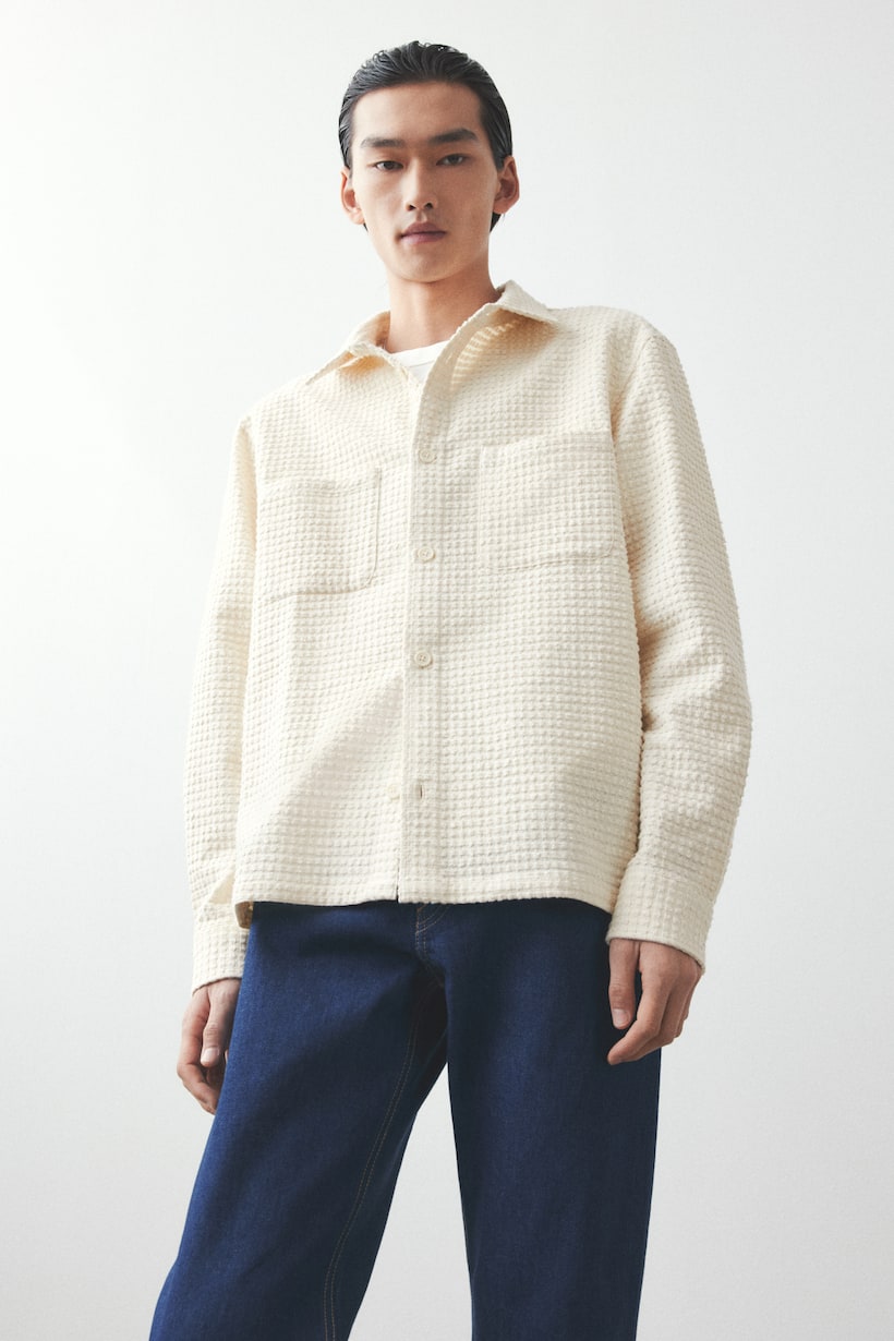 Loose Fit Waffled overshirt - Cream - Men | H&M IN
