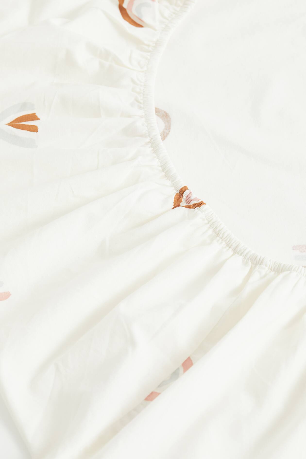White/rainbows Patterned Cotton Fitted Sheet at H&M Home | H&M CA