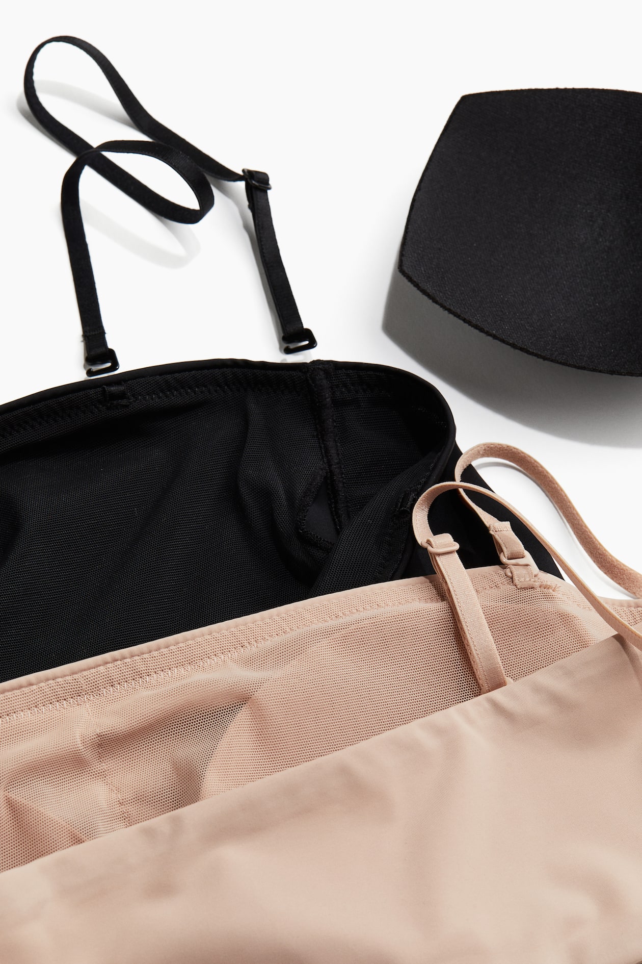 Rintaliivit | Olkaimeton, avoselkä, push up & muut | H&M FI