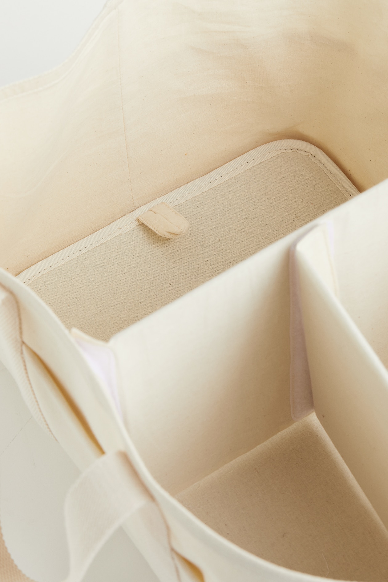 Cotton Canvas Changing Bag - Natural white - Home All | H&M US