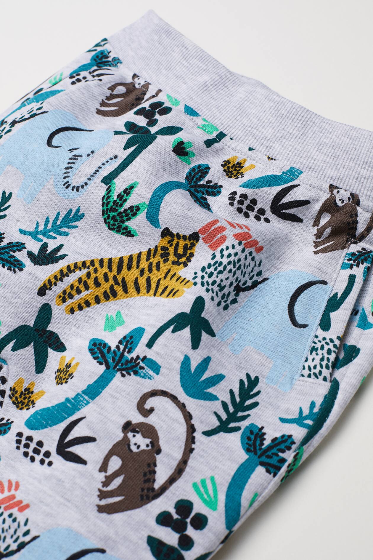 Patterned joggers - Light grey/Jungle - Kids | H&M GB