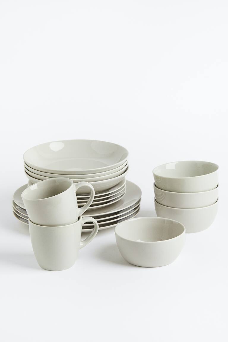 Light beige 4-pack Deep Porcelain Plates at H&M Home | H&M US