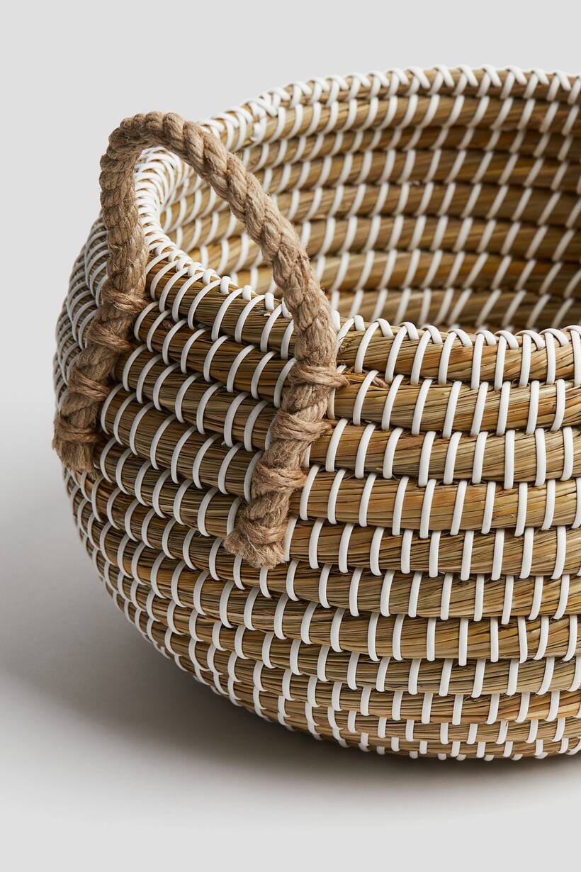 Light beige Small Storage Basket with Lid at H&M Home | H&M US