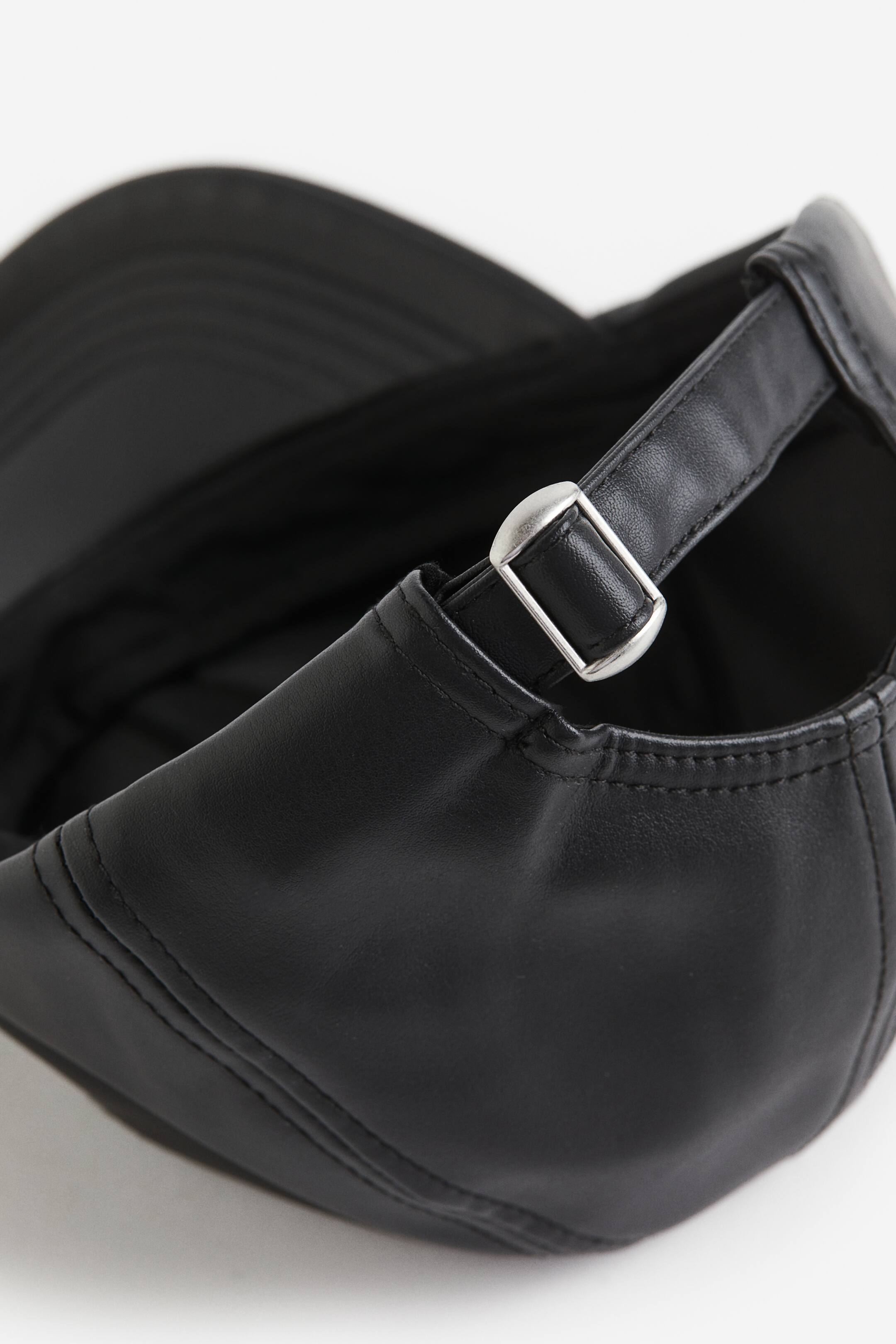 Coated Cap - Black - Ladies | H&M CA