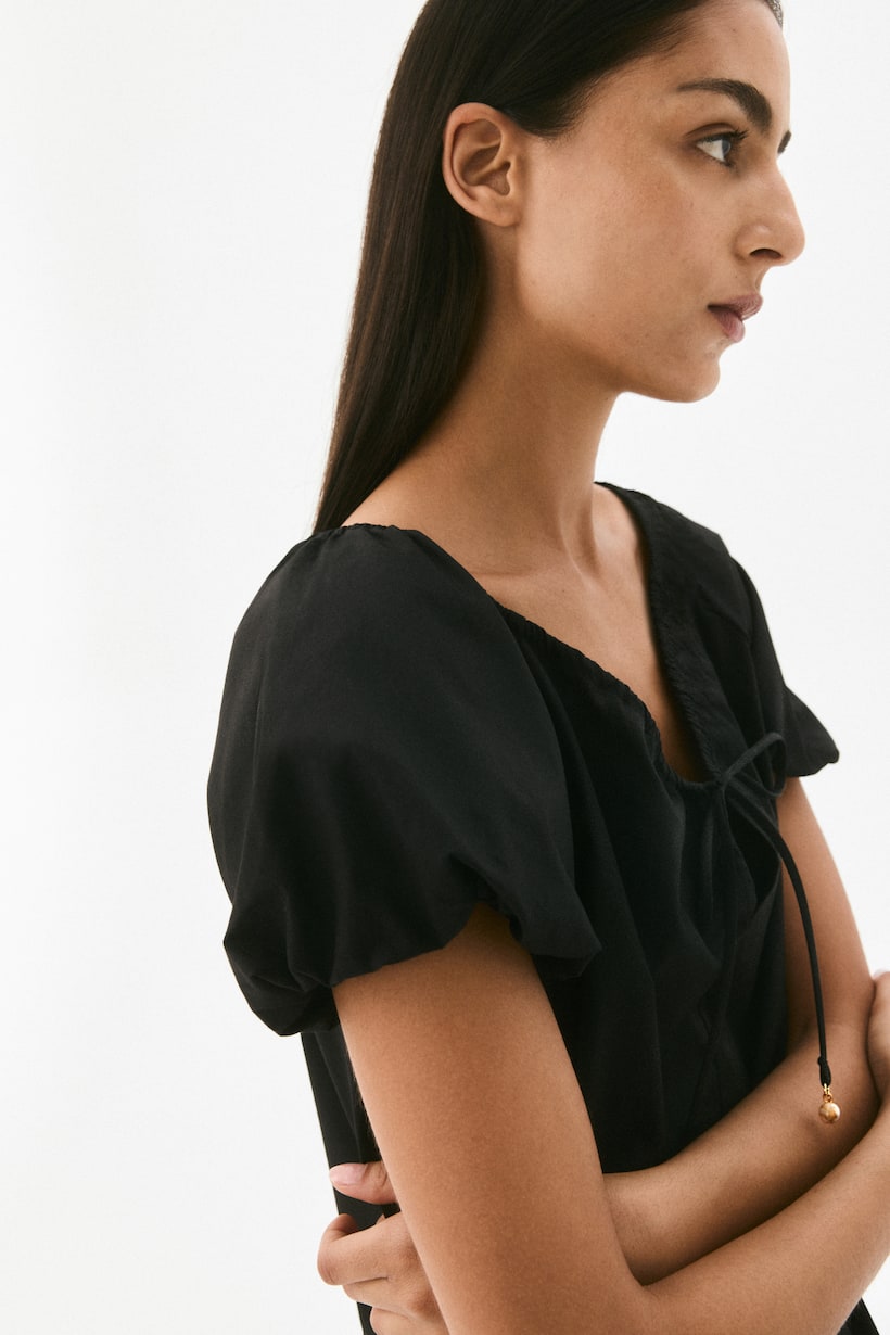 Drawstring-Neck Dress - Black - Ladies | H&M US