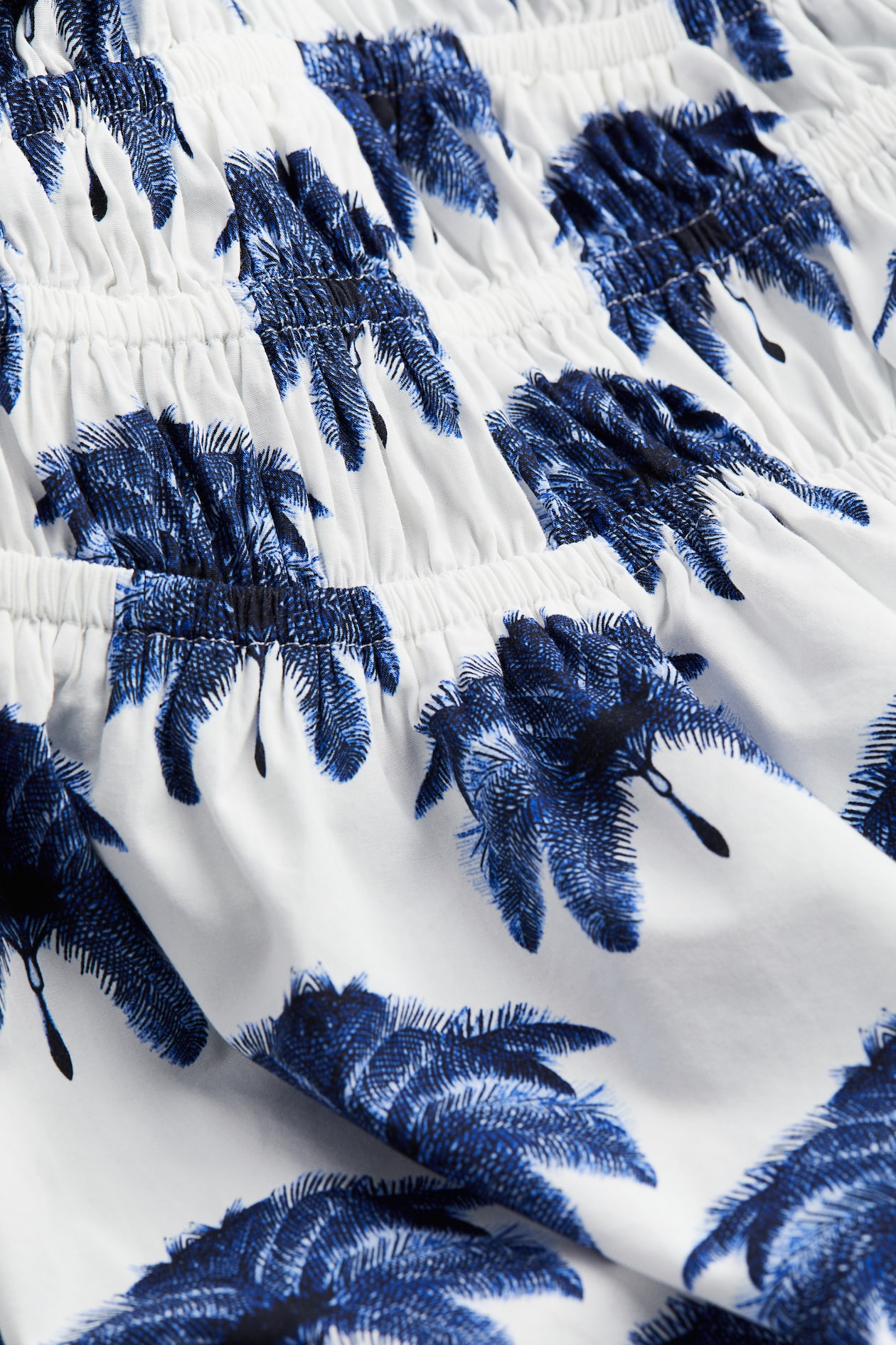 Women's White/blue patterned Smocked-waist Dress | H&M CA