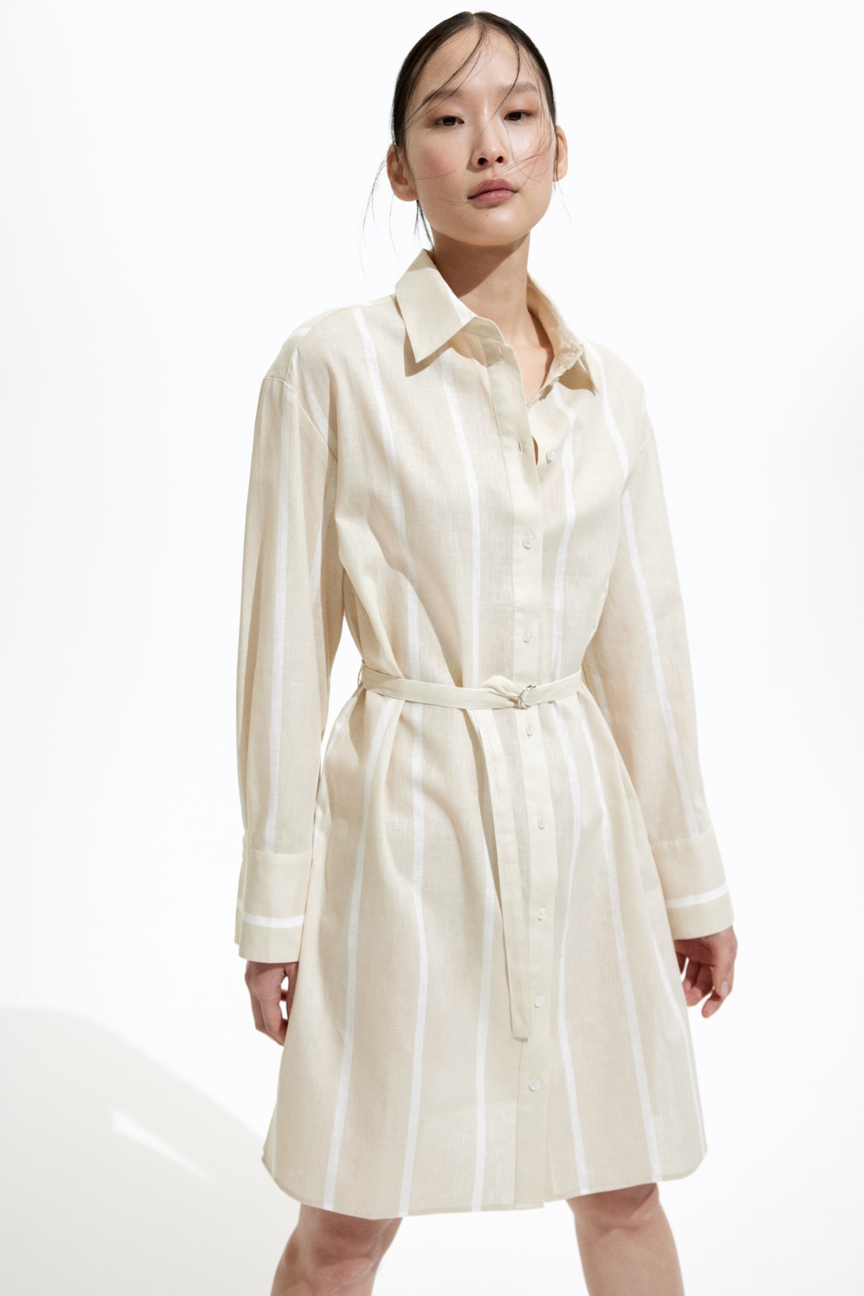 Robe chemise en lin mélangé - Beige clair/rayé - FEMME | H&M BE