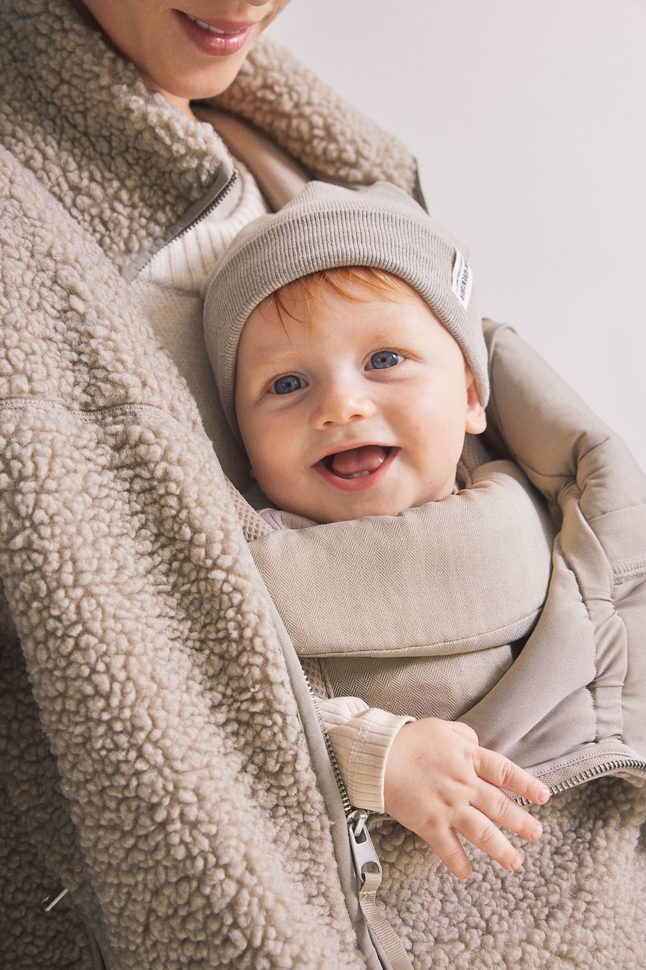 MAMA Before & After Babywearing teddy jacket - Beige - Ladies | H&M CA