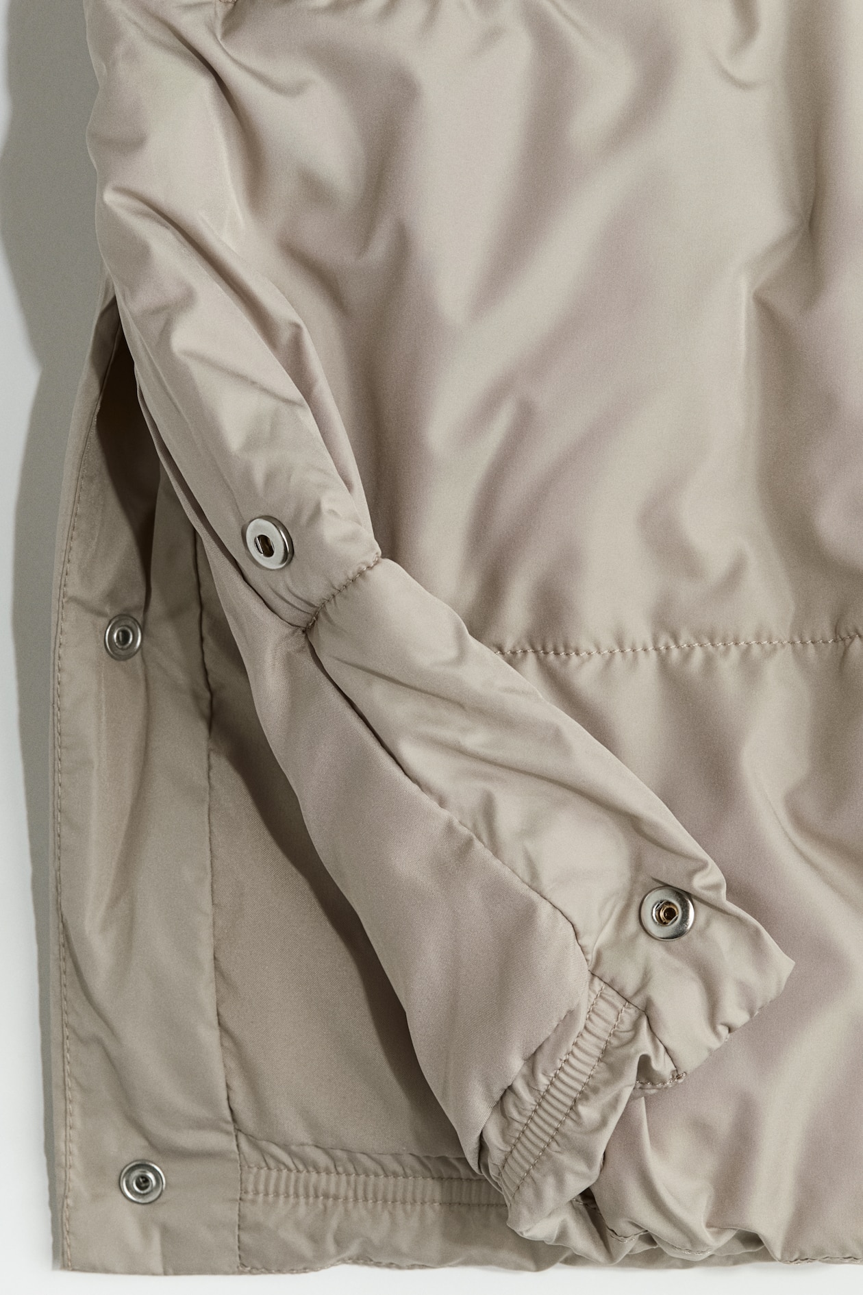 Women's Light dusty beige MAMA Padded Jacket | H&M CA
