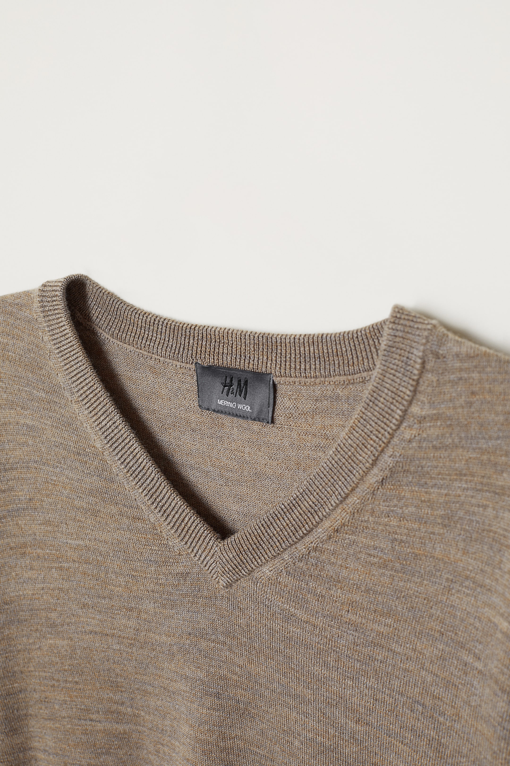 V-neck Merino Wool Sweater - Mole - Men | H&M AU