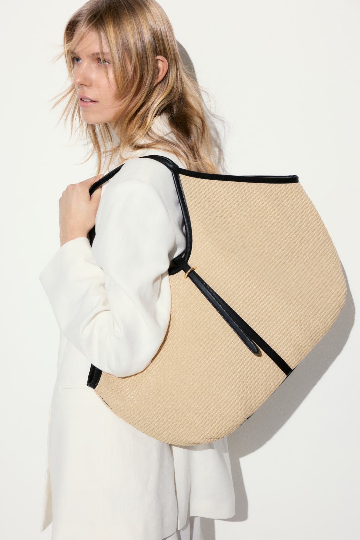 Straw shopper - Beige/Black - Ladies | H&M GB