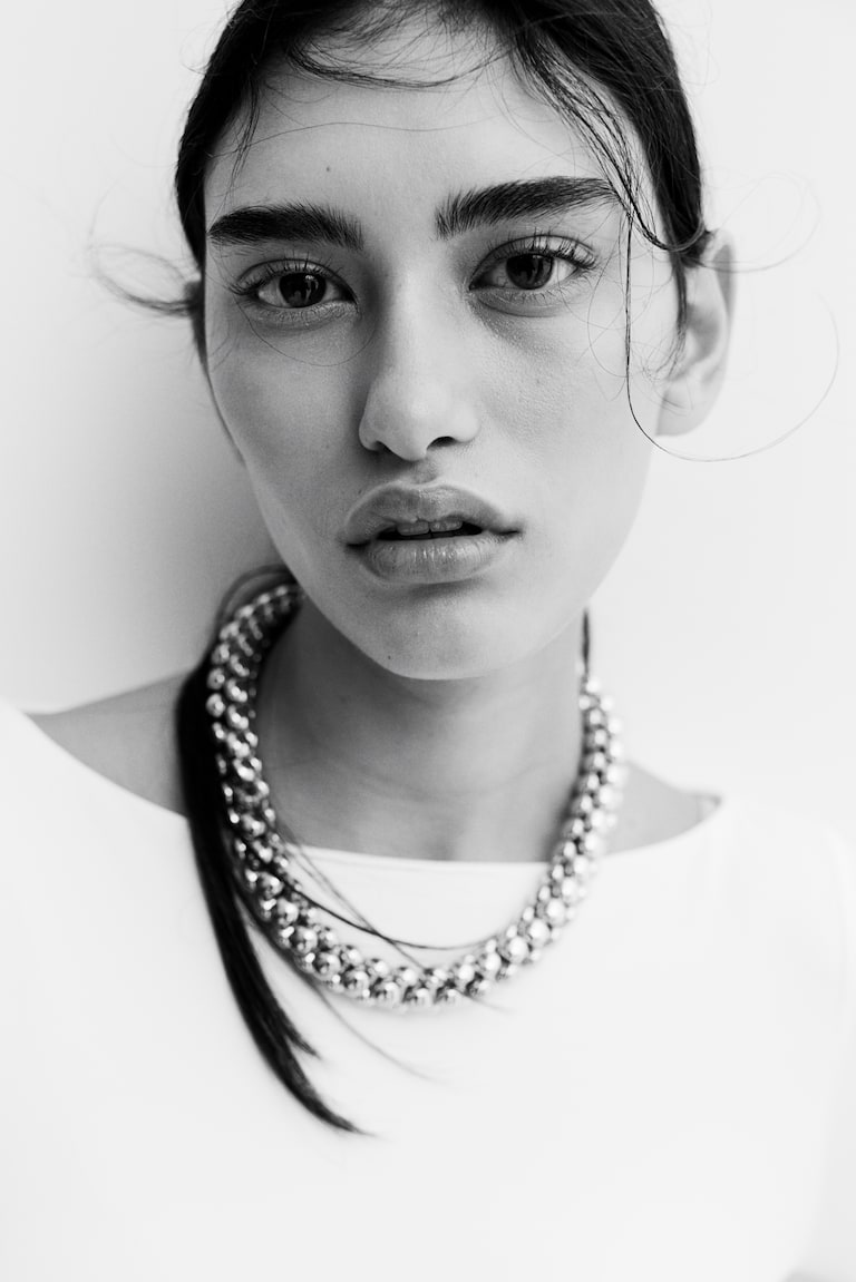 Kadın Body Modelleri - Askılı, Kolsuz, V Yakalı | H&M TR