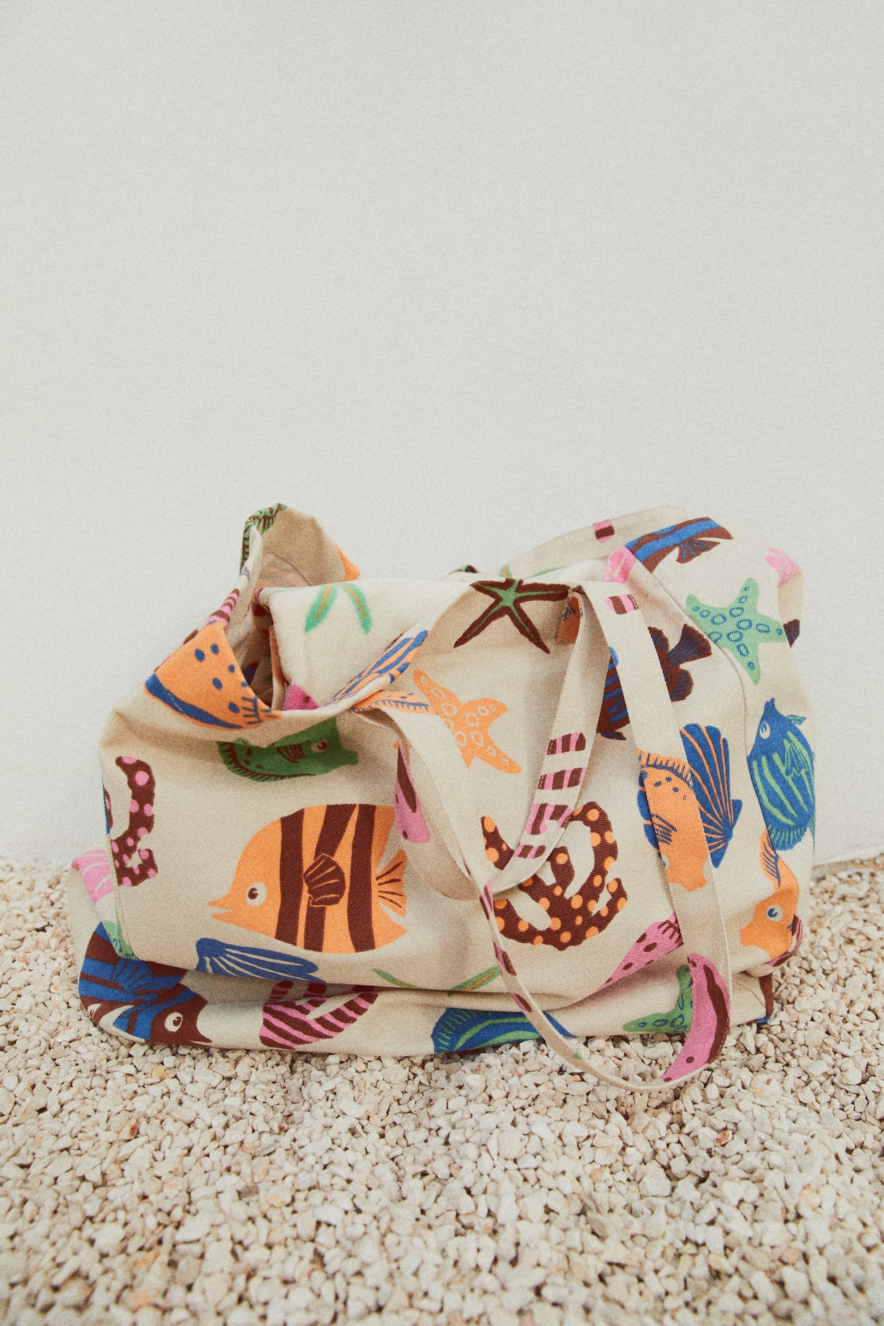 Light beige/marine life Patterned Beach Bag at H&M Home | H&M US