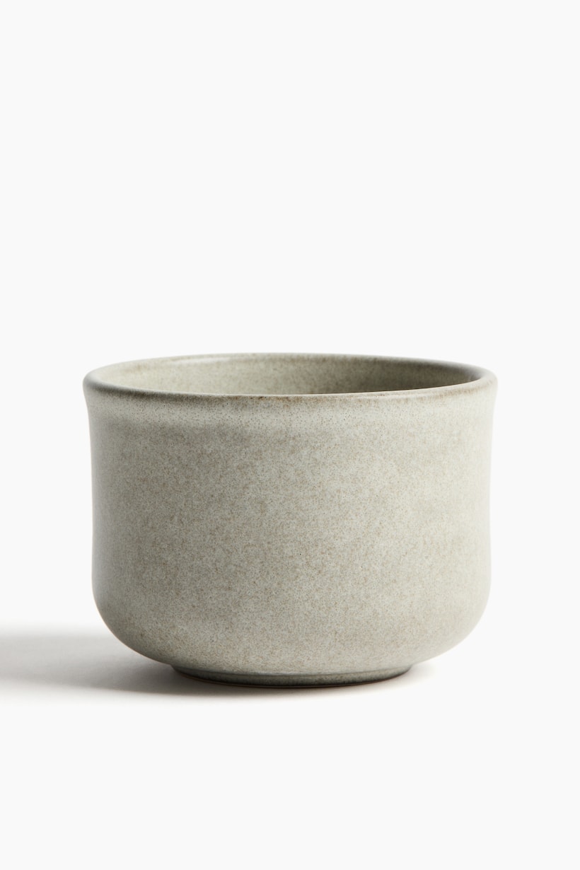 Greige Stoneware matcha mug at H&M Home | H&M IN