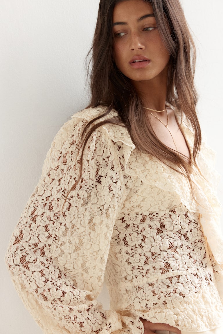 Top de encaje con olanes - Crema - Ladies | H&M MX