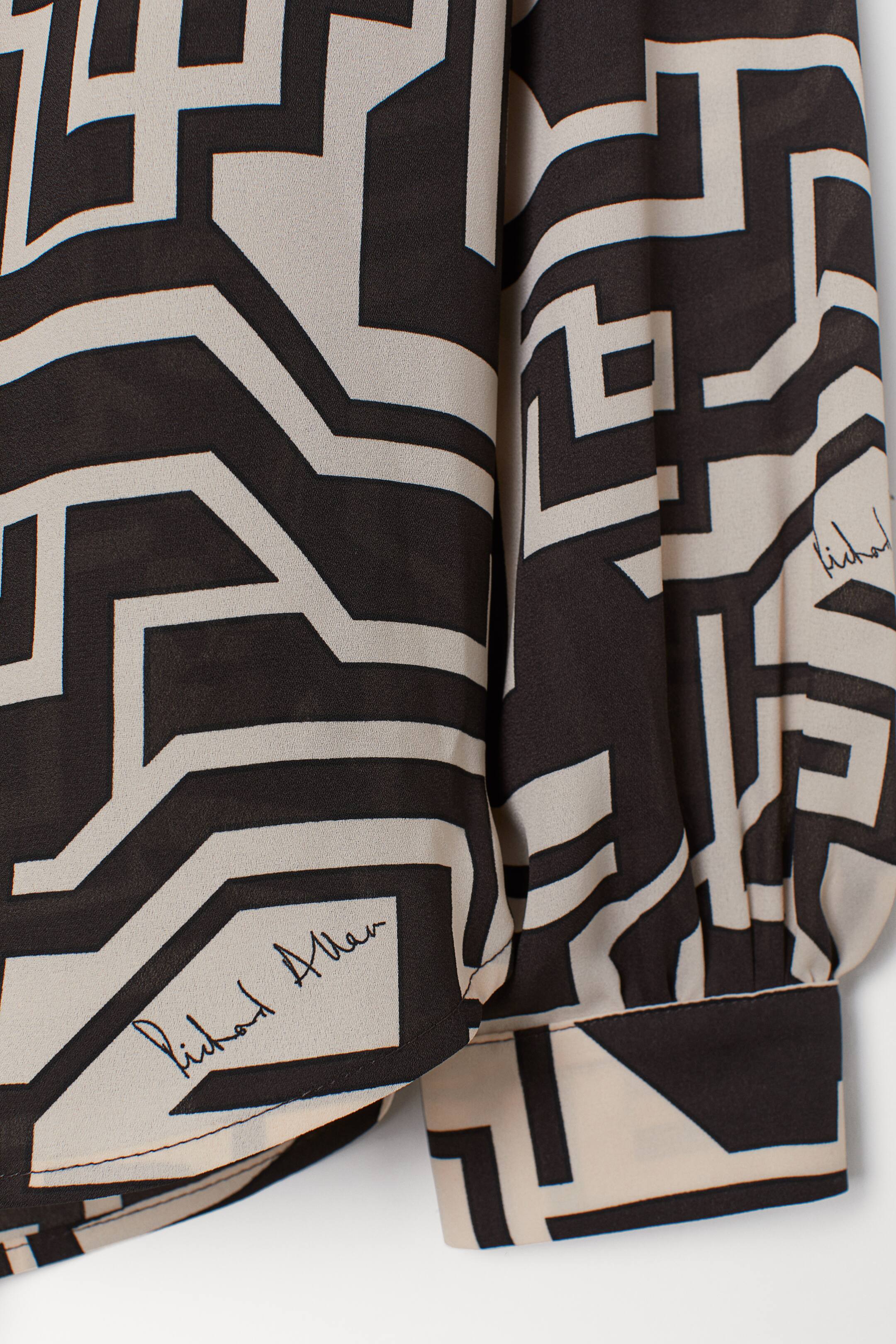 Patterned Blouse - Light beige/patterned - Ladies | H&M US