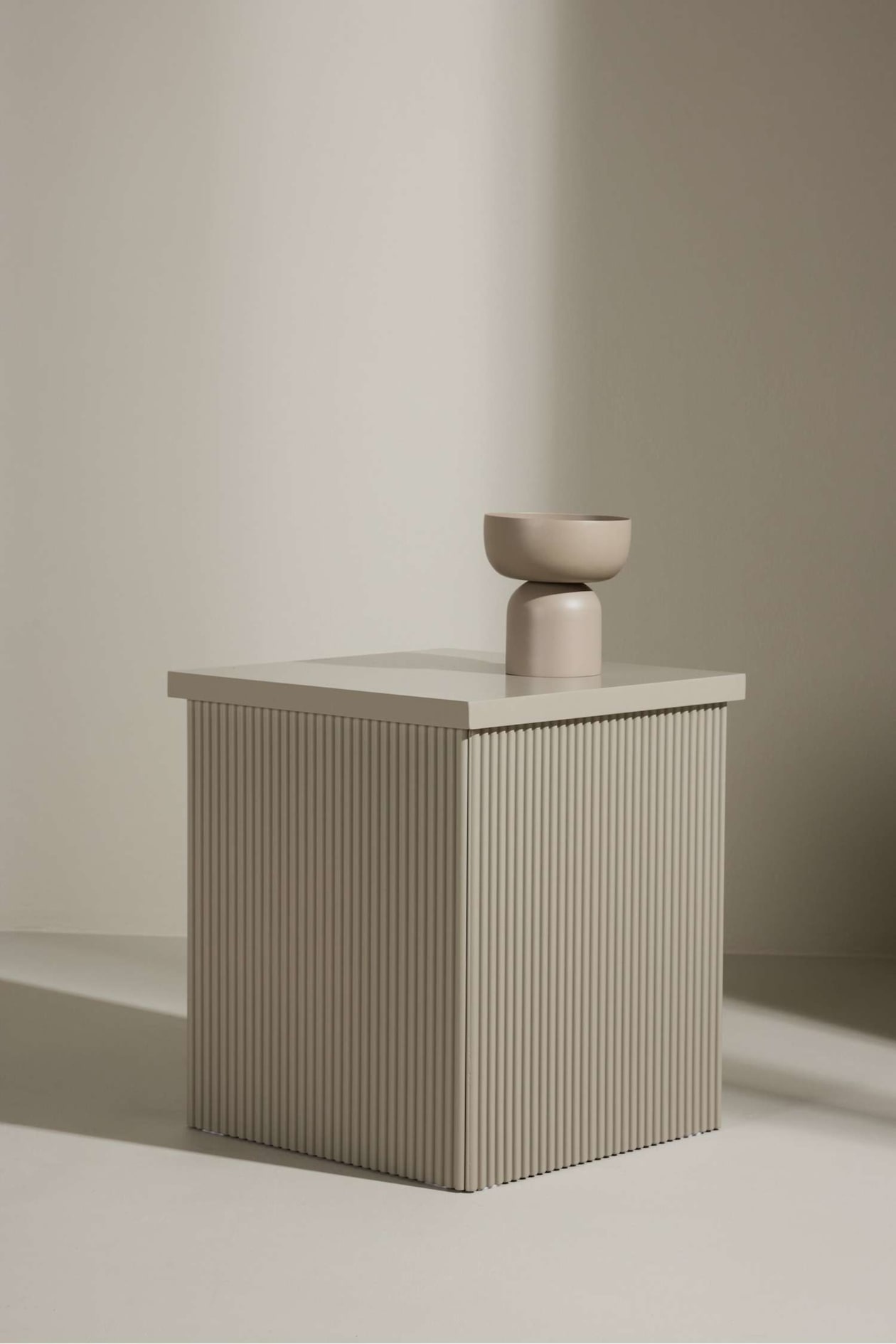 Lenox Side Table - Mdf, Beige - Venture Home - HOME | H&M BE