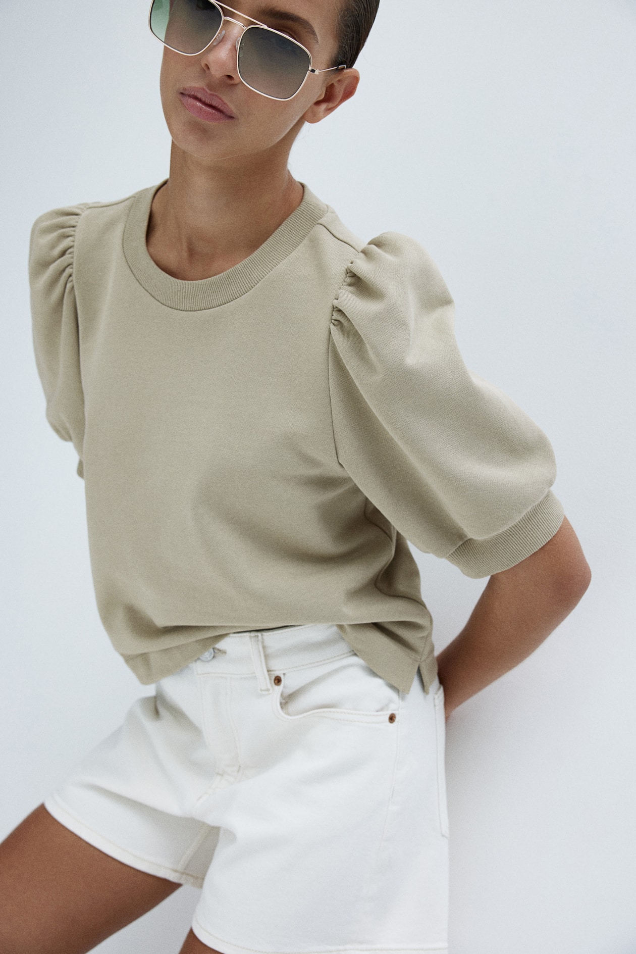 Top con mangas abombadas - Beige - Ladies | H&M MX