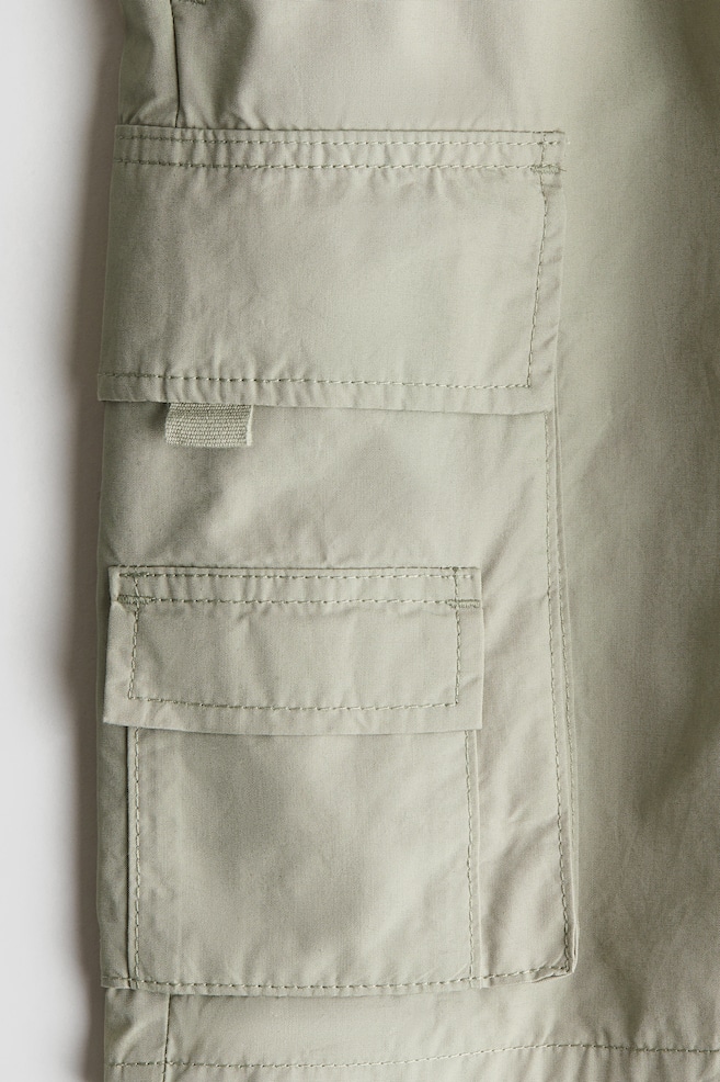 Cargo Shorts - Light khaki green - Kids | H&M US
