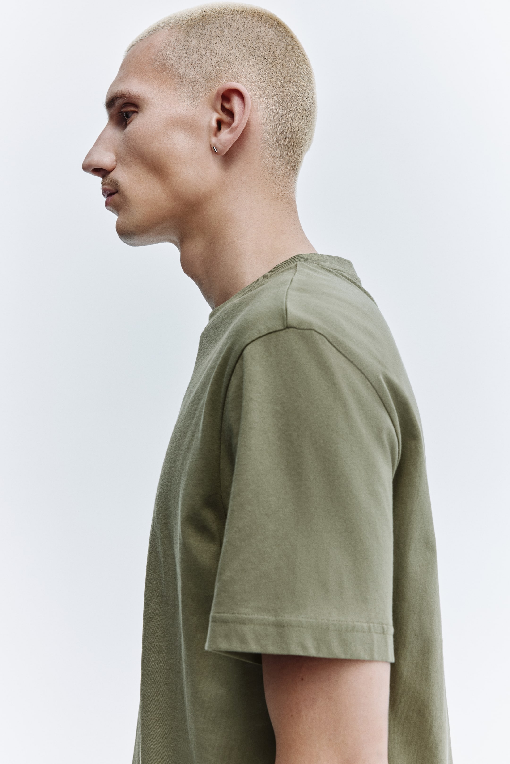 Regular Fit T-shirt - Khaki green - Men | H&M US