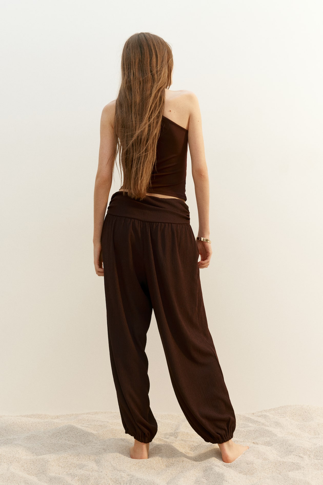 Women's Burgundy Crinkled Balloon-Leg Pants | H&M CA