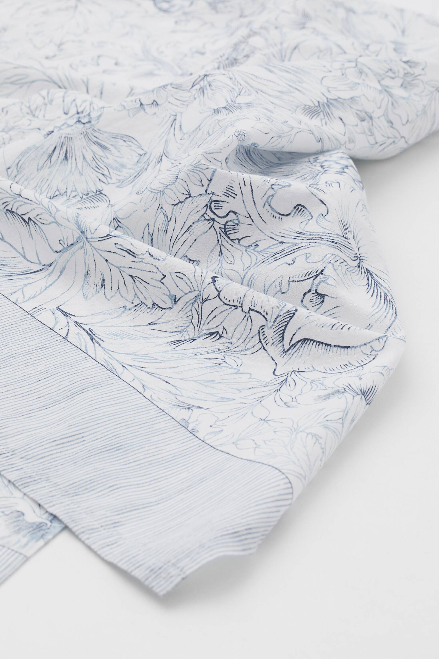 Cotton Table Runner - White/leaf print - Home All | H&M US