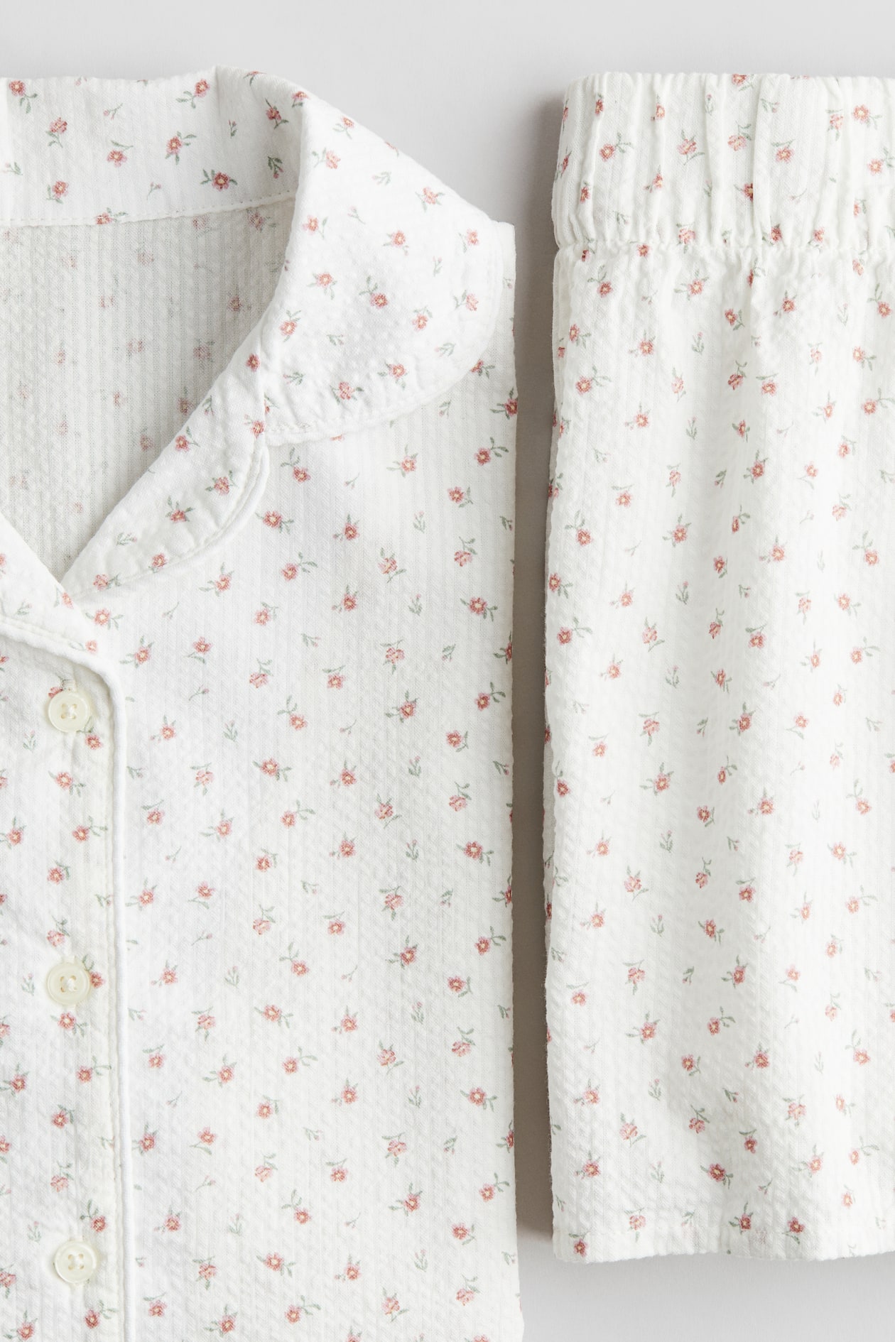 Pyjamas i seersucker - Hvit/Blomstret - Kids | H&M NO