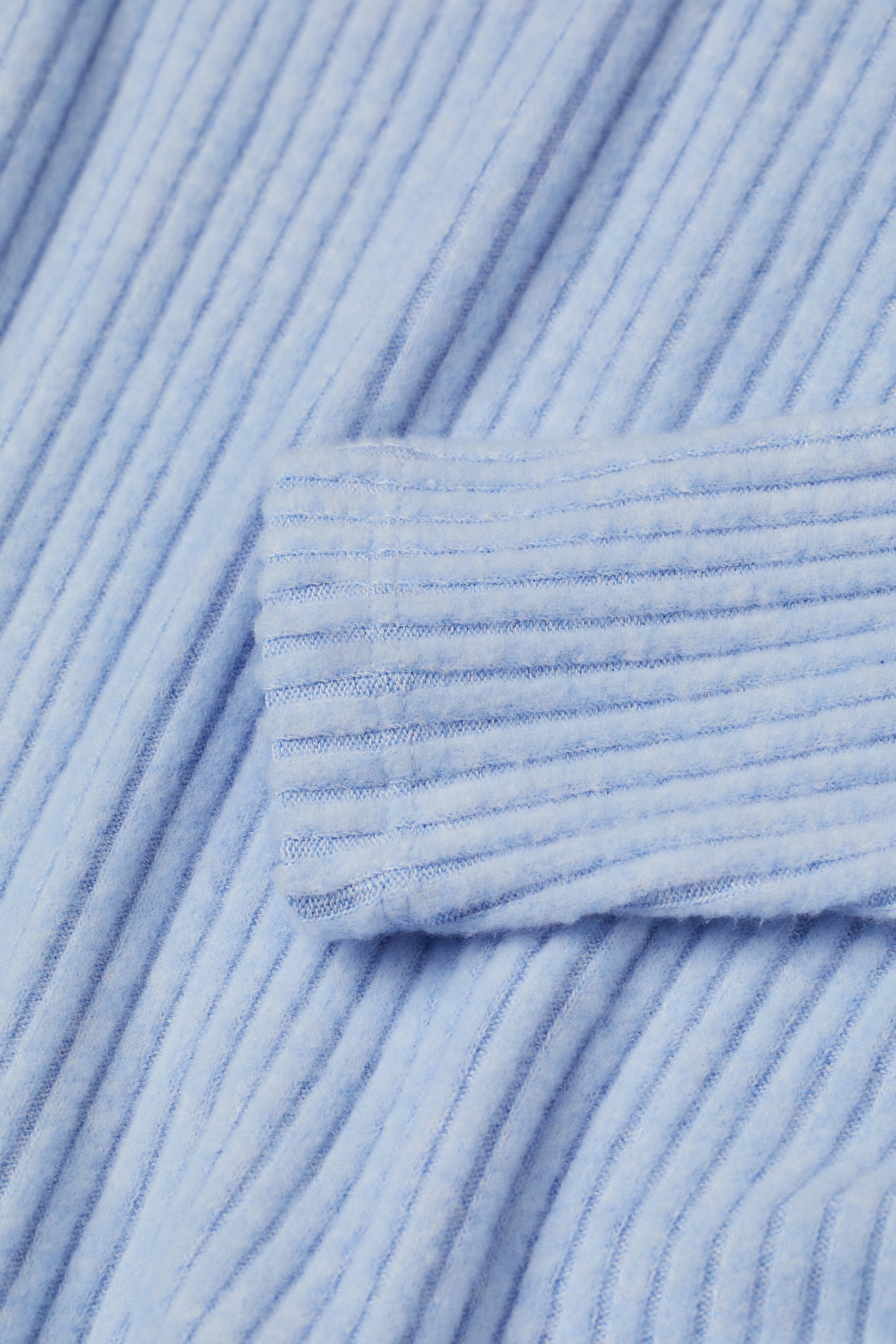 Boxy Sweater - Light blue - Kids | H&M CA