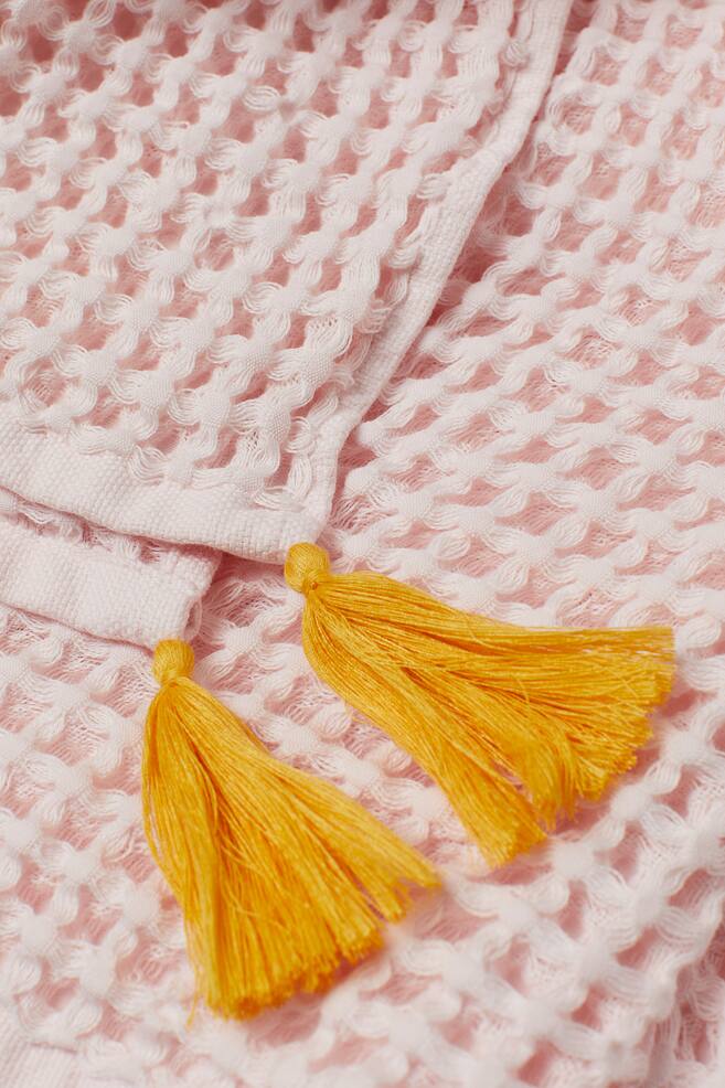 Waffled Throw - Light pink - Home All | H&M US