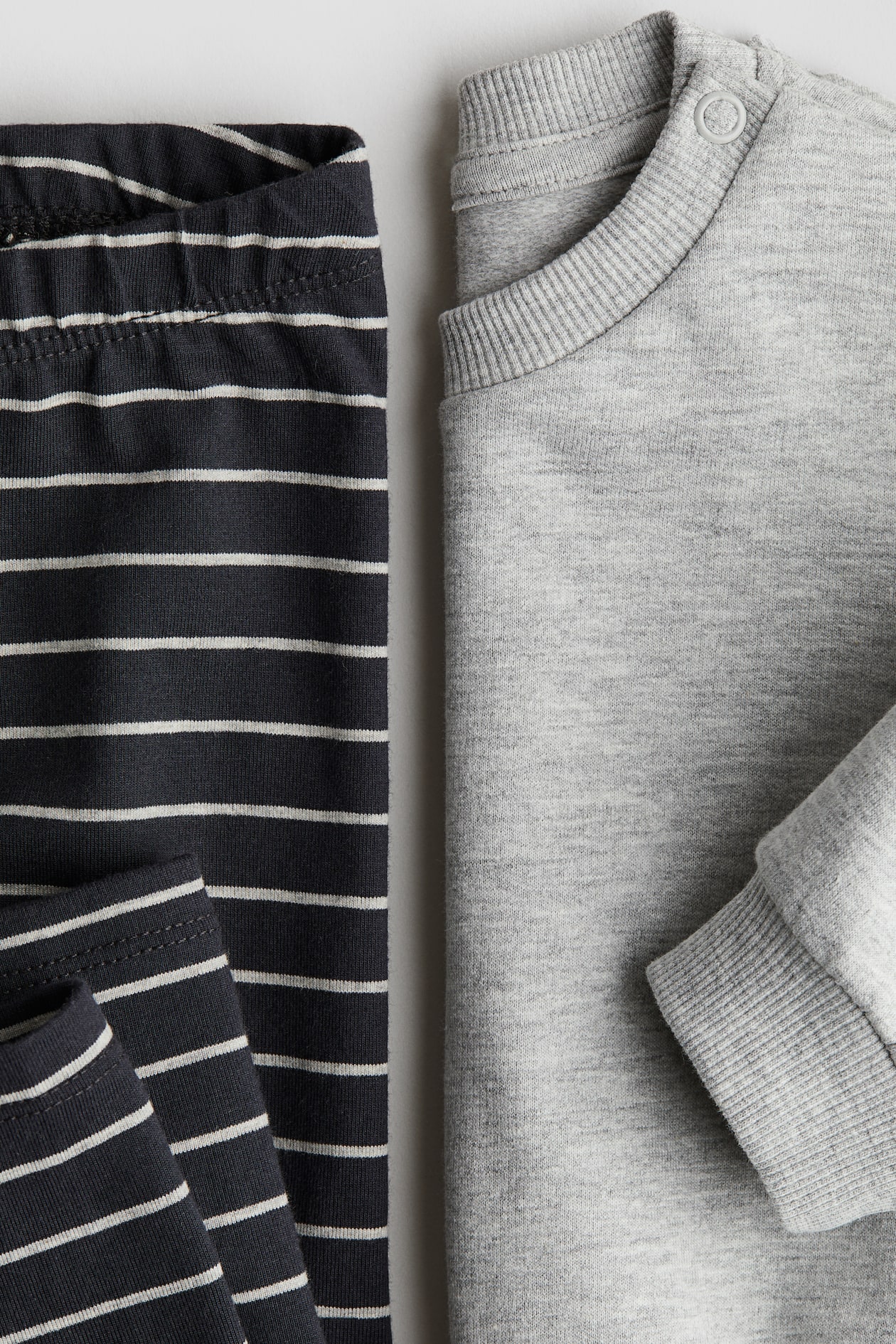 Set 2 pezzi felpa e leggings - Grigio/righe - BAMBINO | H&M IT