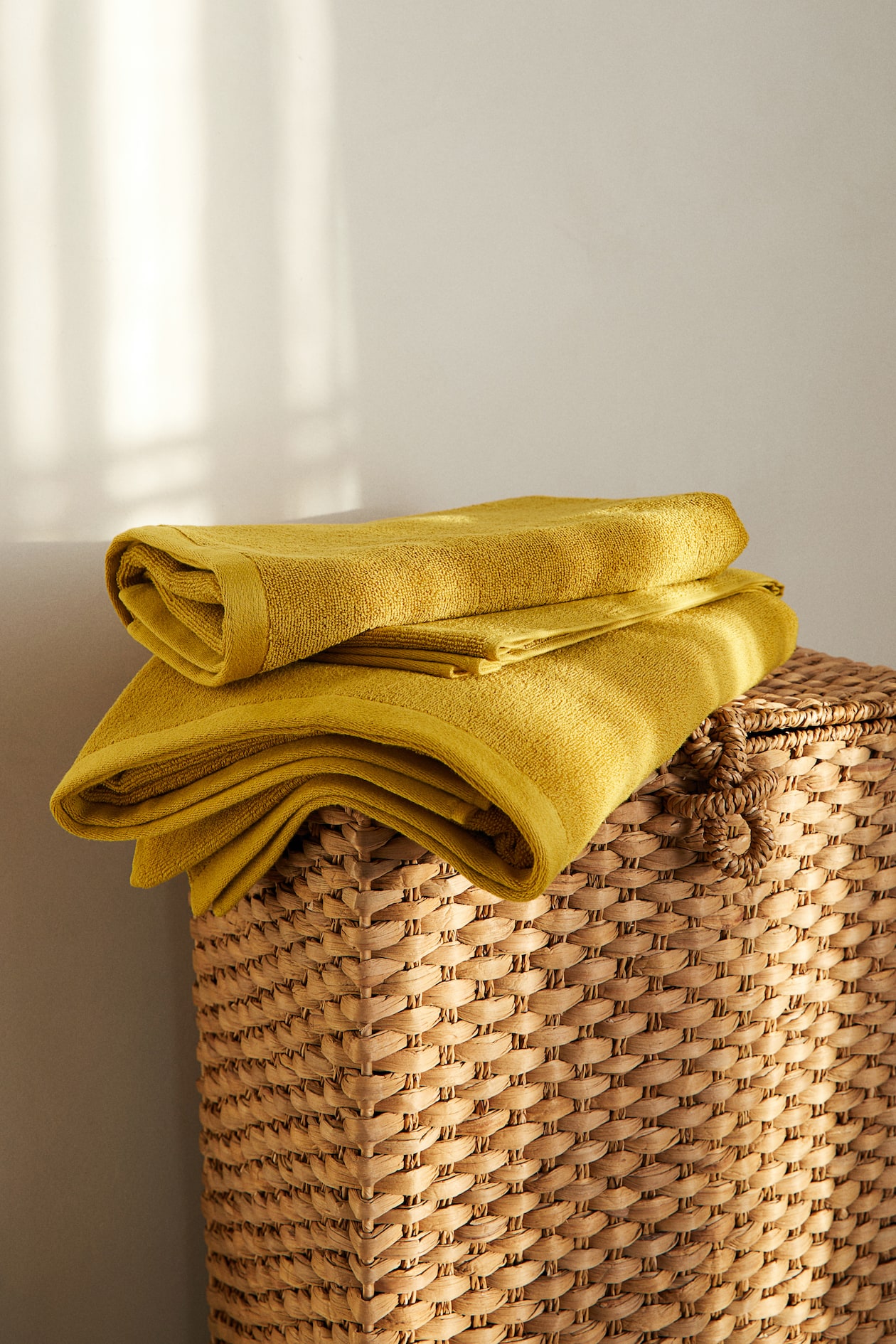 Terry Bath Sheet - Yellow - Home All | H&M US
