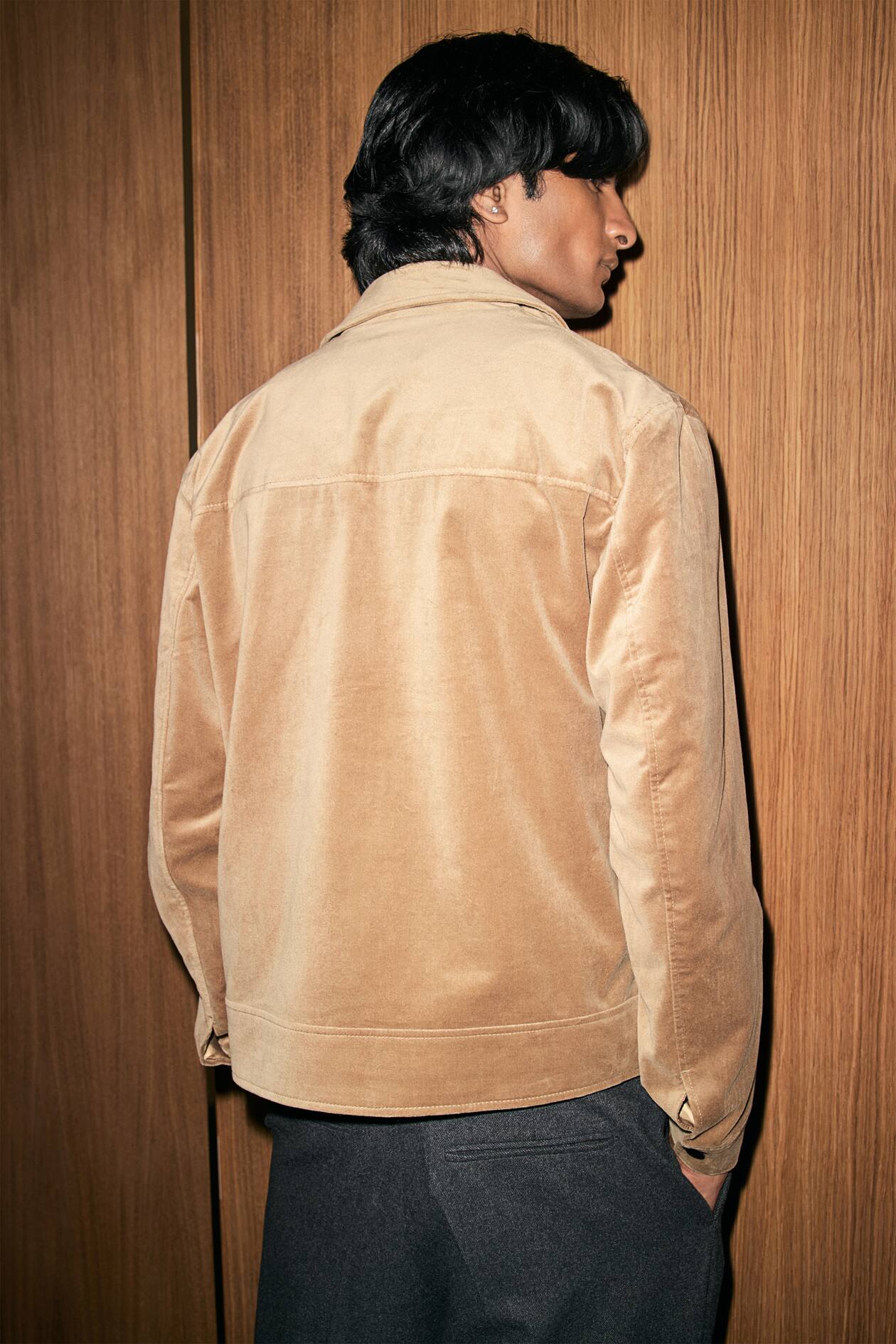 Samtjacke in Regular Fit - Dunkelbeige - HERREN | H&M CH