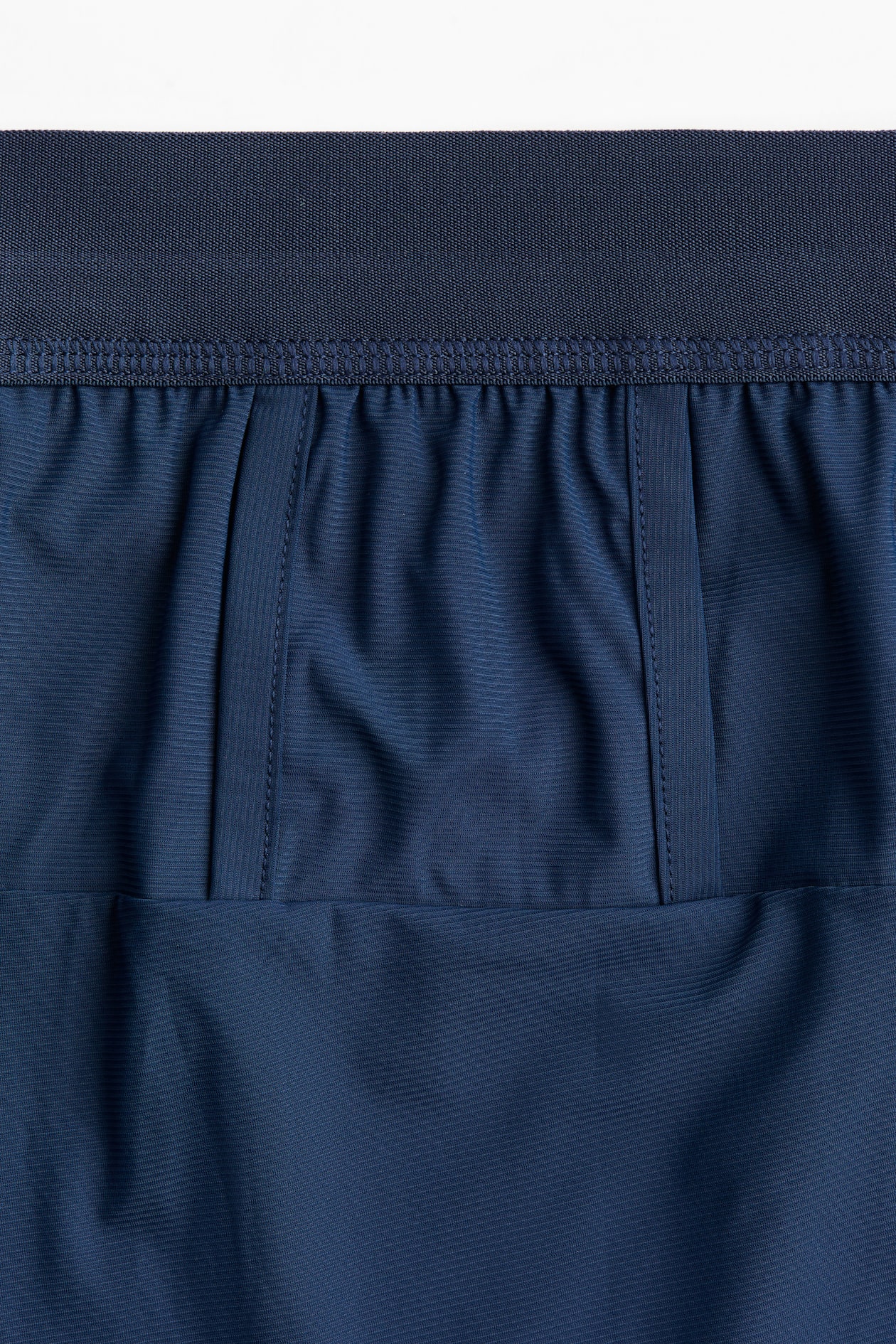 Mid-Length 2-in-1 Sports Shorts with DryMove™ - Dark blue - Men | H&M US