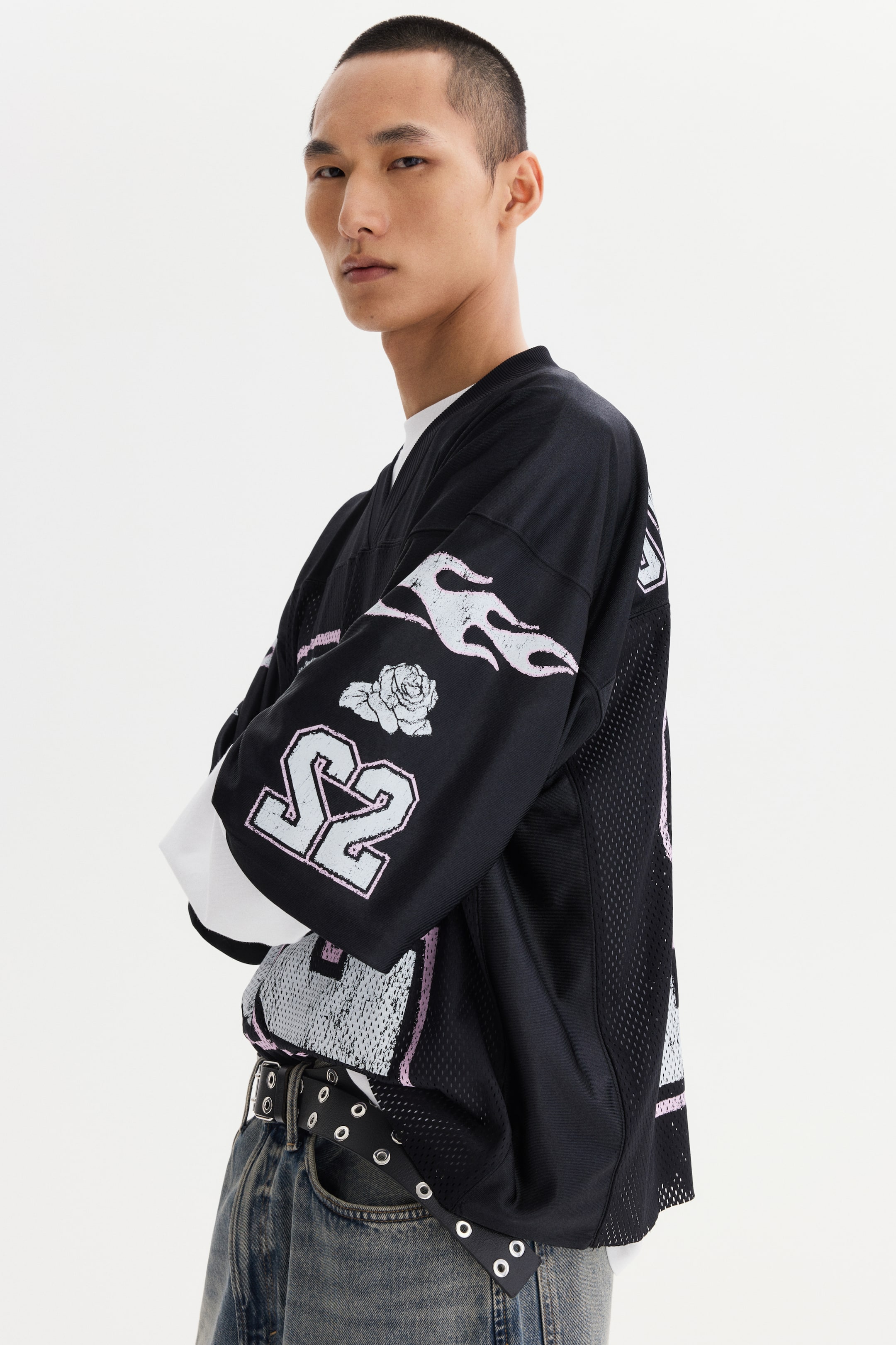 Men’s Black/22 Oversized Printed Mesh T-Shirt | H&M CA