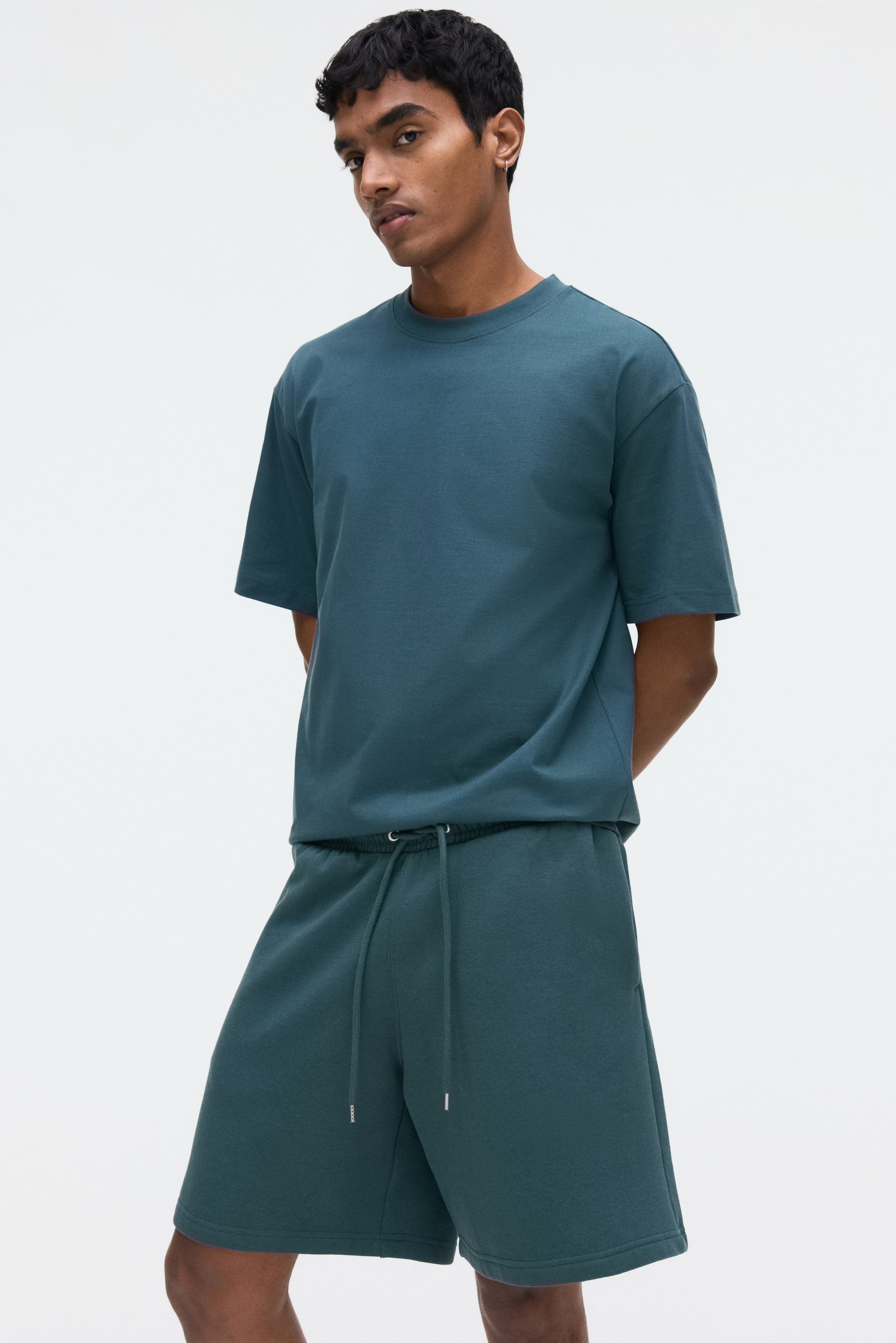 Men’s Dark teal Regular Fit Shorts | H&M IE