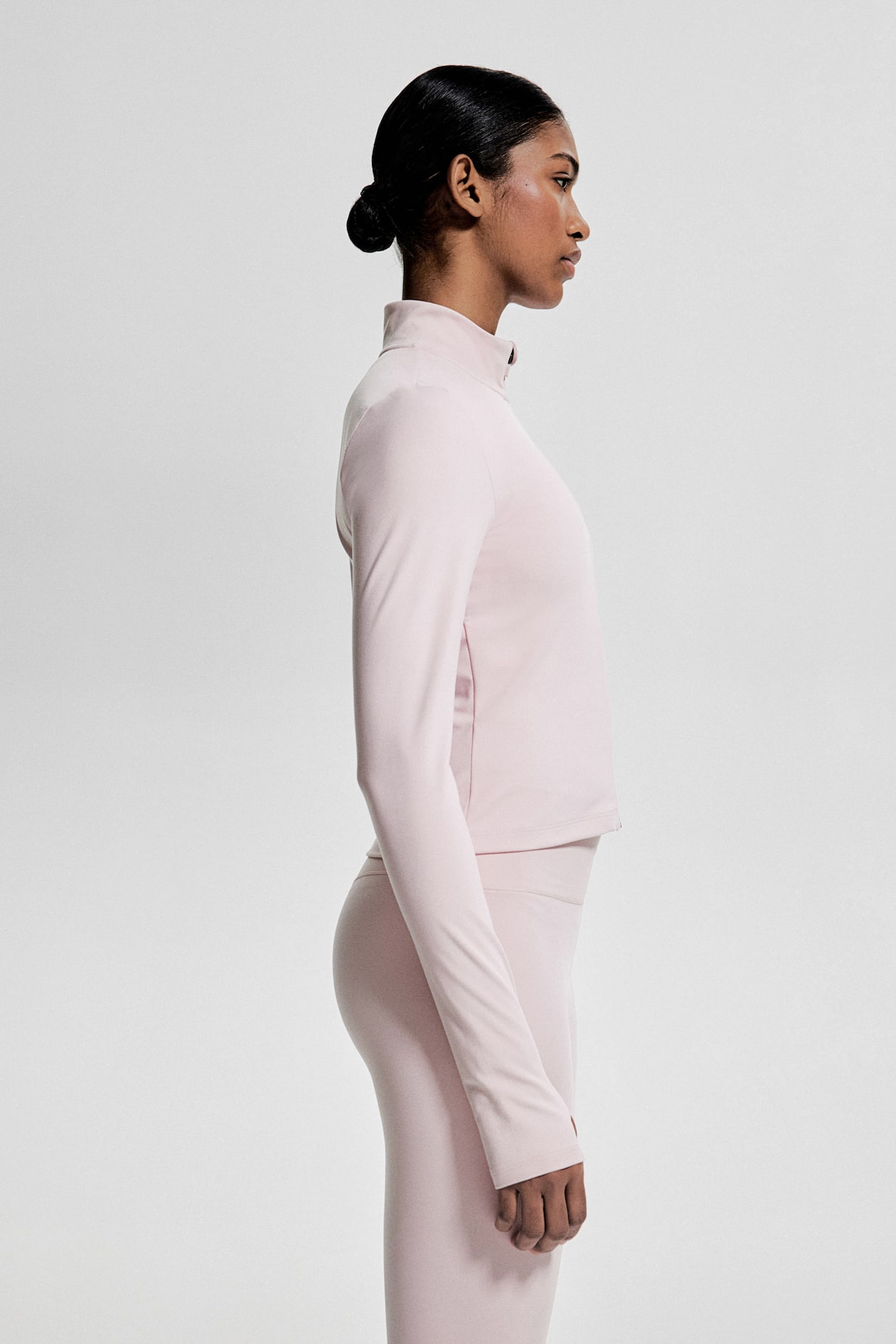 Women's Light pink Activewear Jacket with SoftMove™ | H&M CA