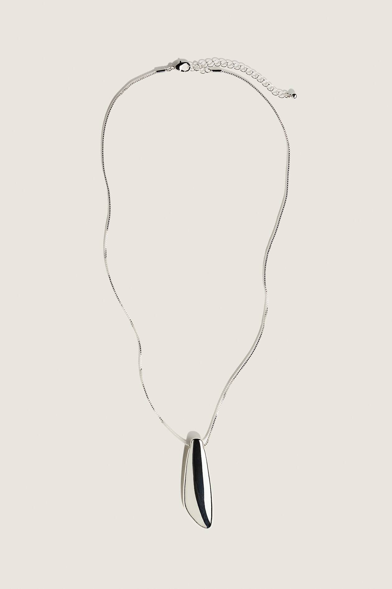 Långt halsband med hänge - Silver - DAM | H&M SE