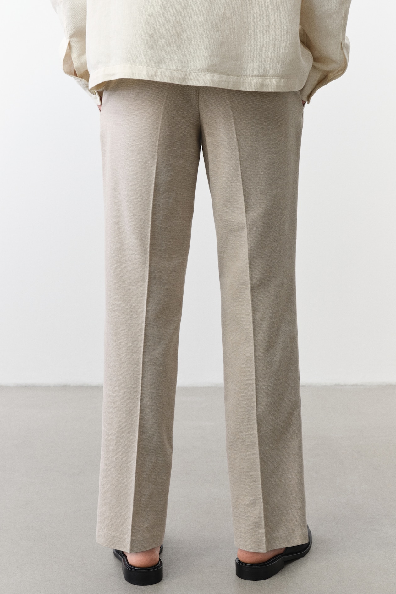 Regular-Fit Tailored Linen-Blend Pants - Light beige - Men | H&M US