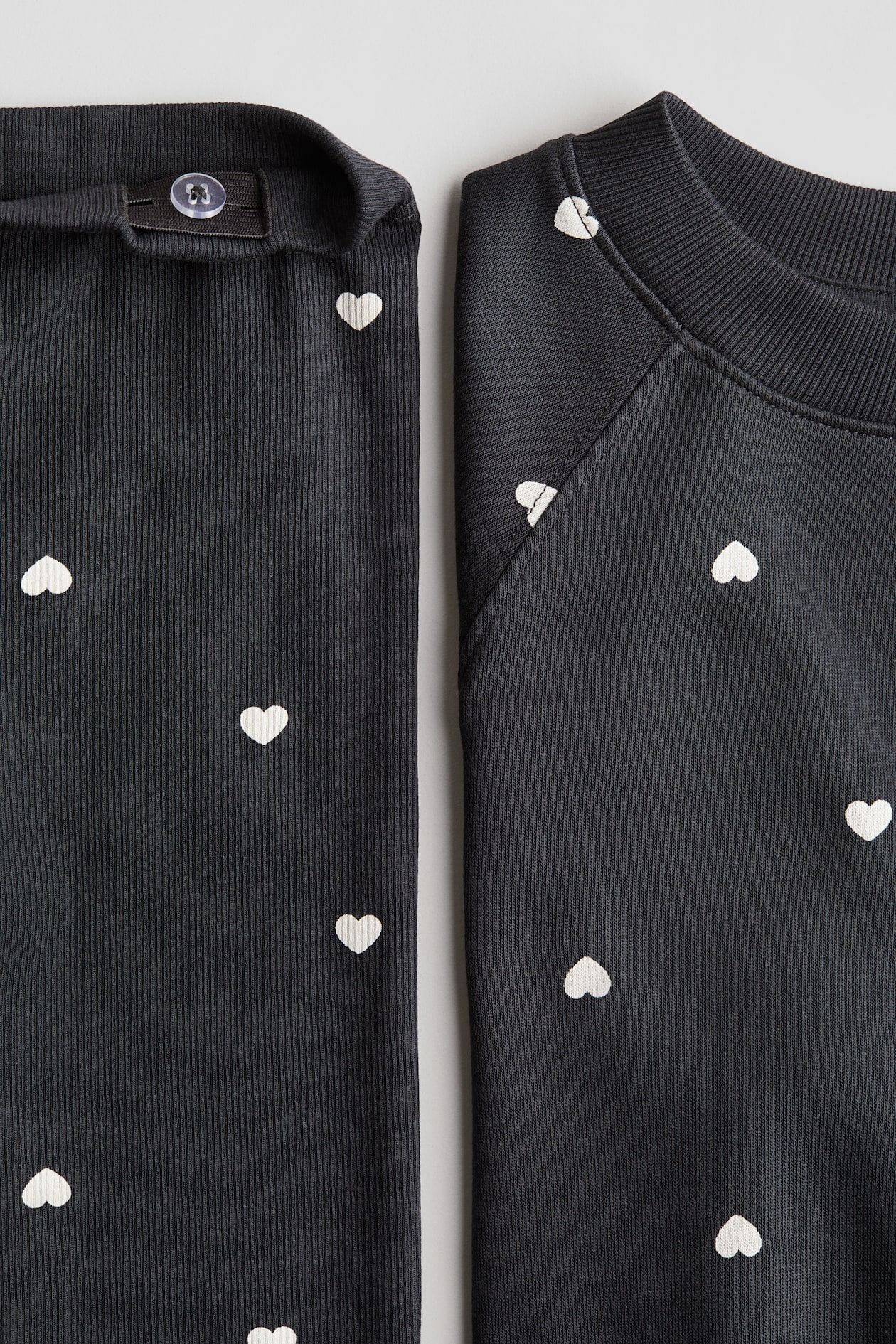 2-piece Sweatshirt and Leggings Set - Dark gray/hearts - Kids | H&M US