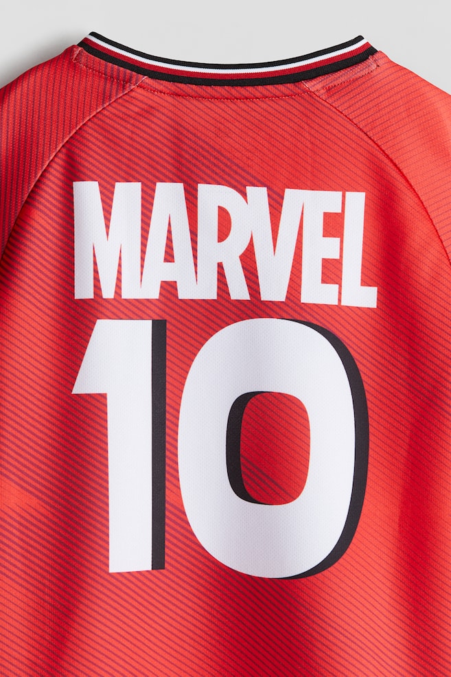 2-piece football set - Red/The Avengers - Kids | H&M GB
