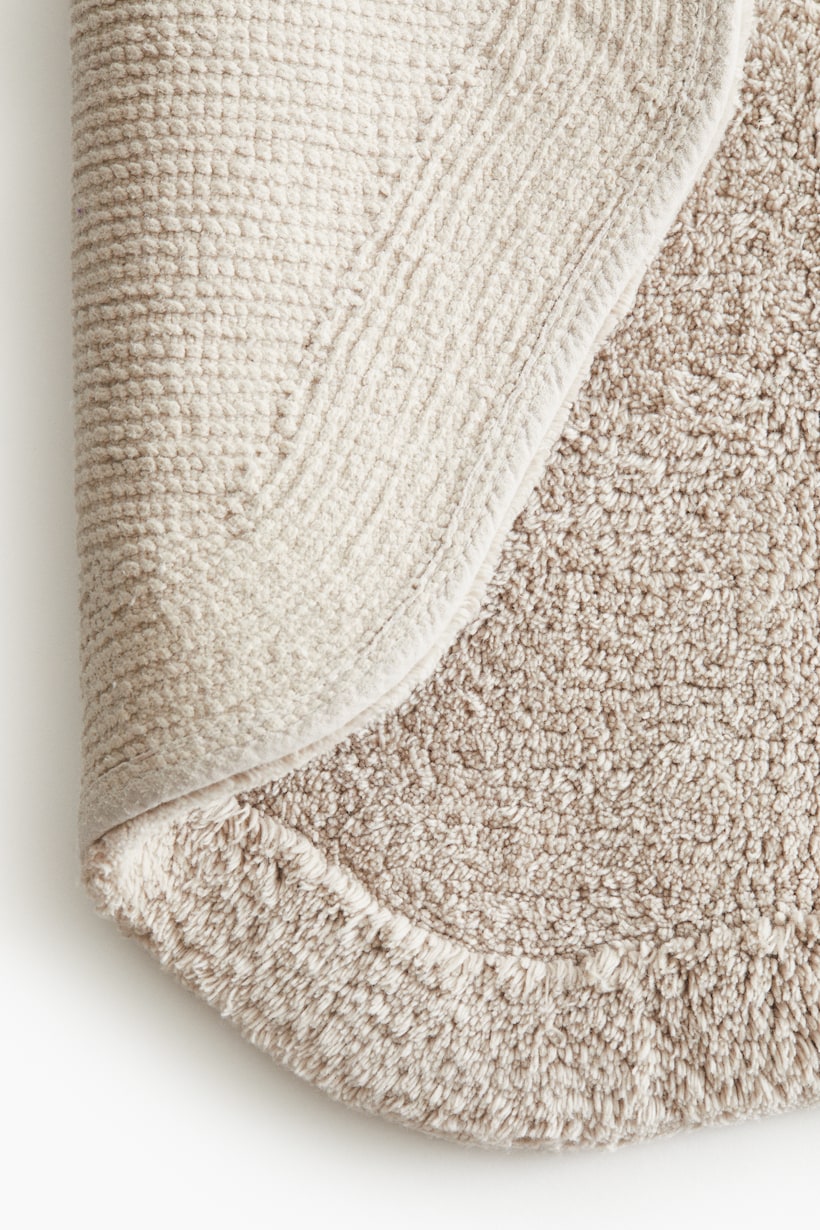 Tufted Cotton Bath Mat - Taupe - Home All | H&M US