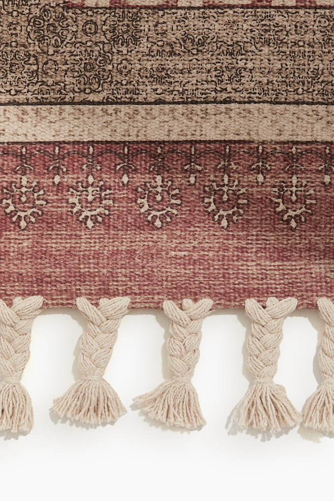 Patterned Runner Rug - Light brick red/patterned - Home All | H&M US